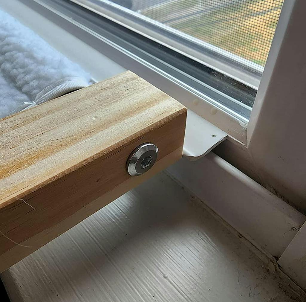 Wood Cat Window Sill Perch – Amosijoy