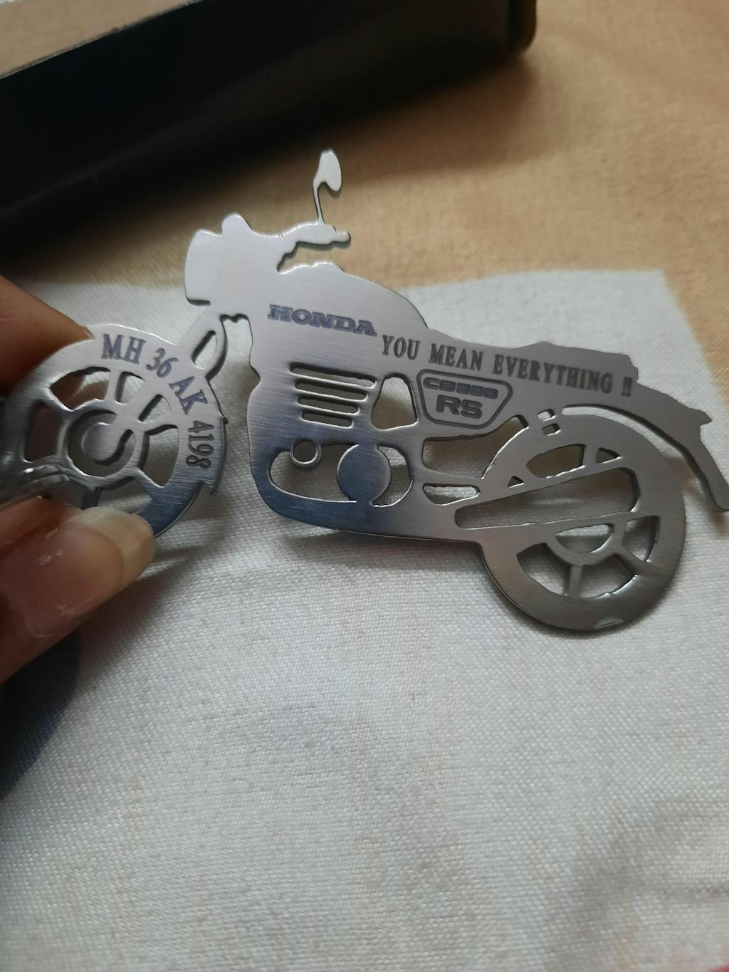 Personalised Custom Name Number Plate Message Keychain India