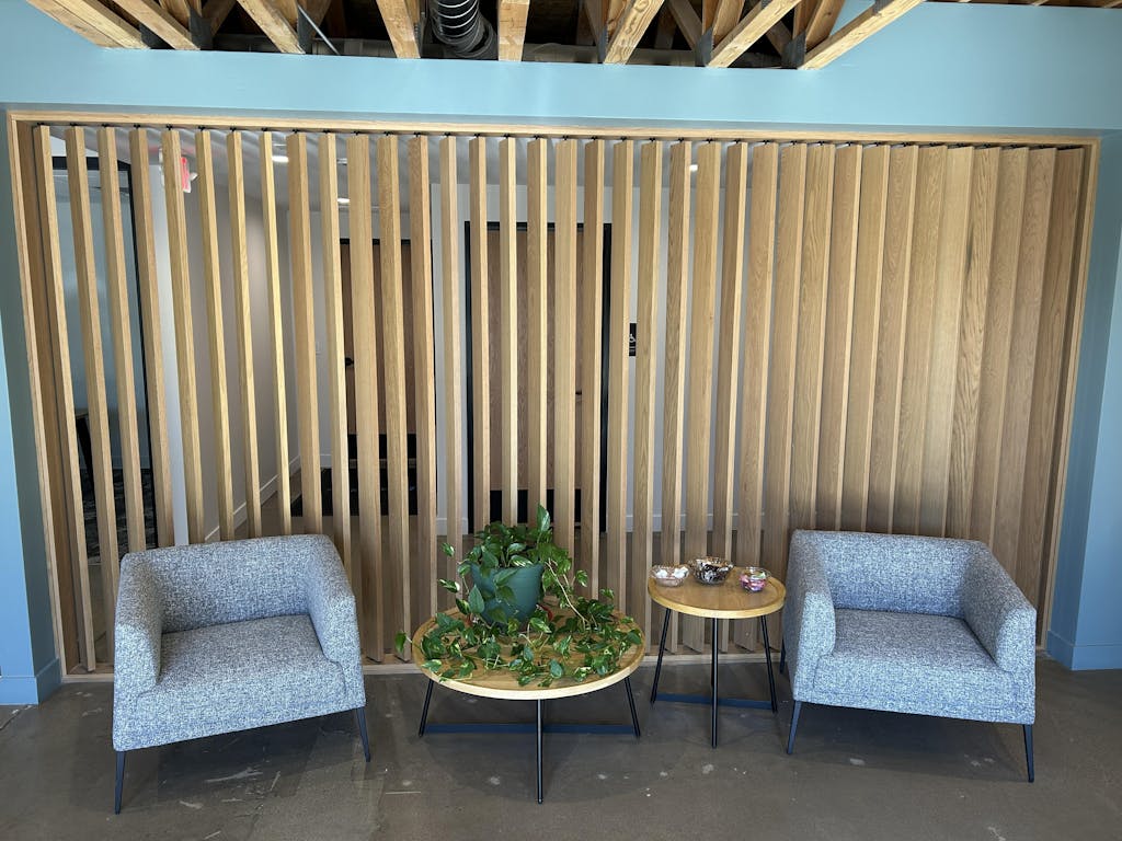 10 Renter Friendly Wall Decor Ideas Your Landlord Will Allow – andor willow