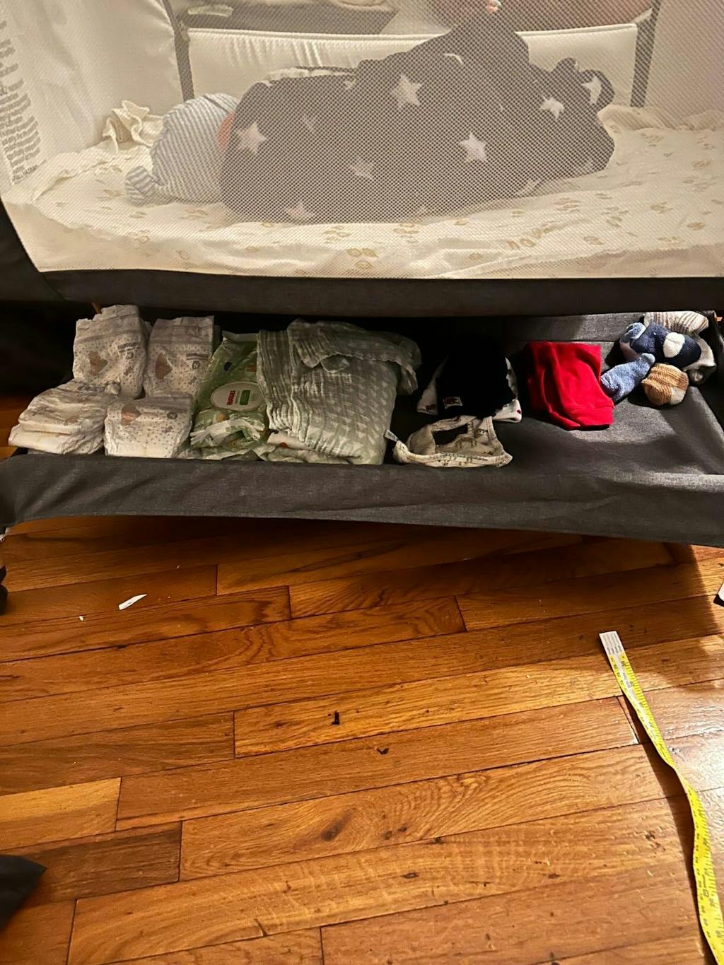 3-in-1 Baby Rocking Bassinet, portable crib BN03