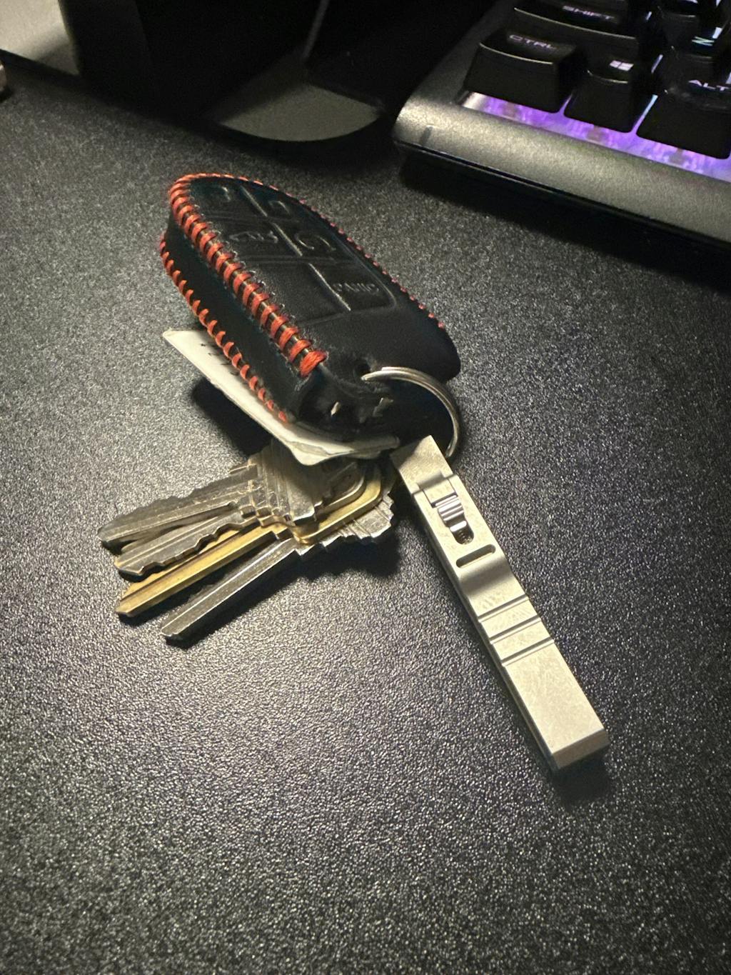 Titanium Quick-Release Belt Clip | Antdesign