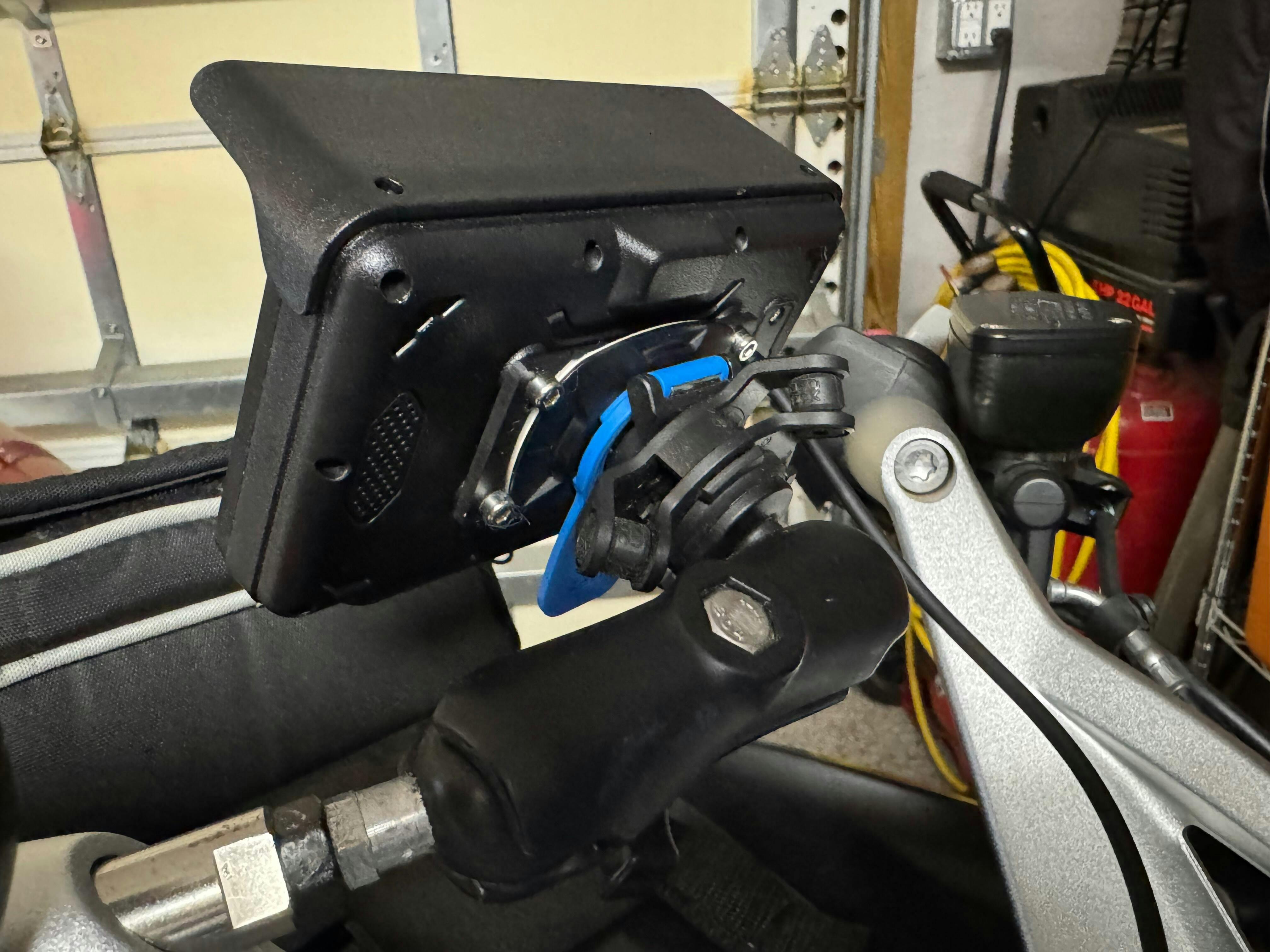 Aoocci C3 Motorcycle Wireless CarPlay & Android Auto