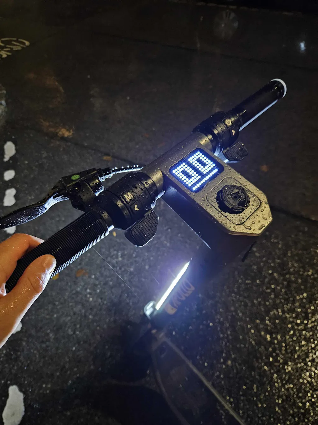 APOLLO GO (Dualmotor) – Der beste E-Scooter für jeden Tag