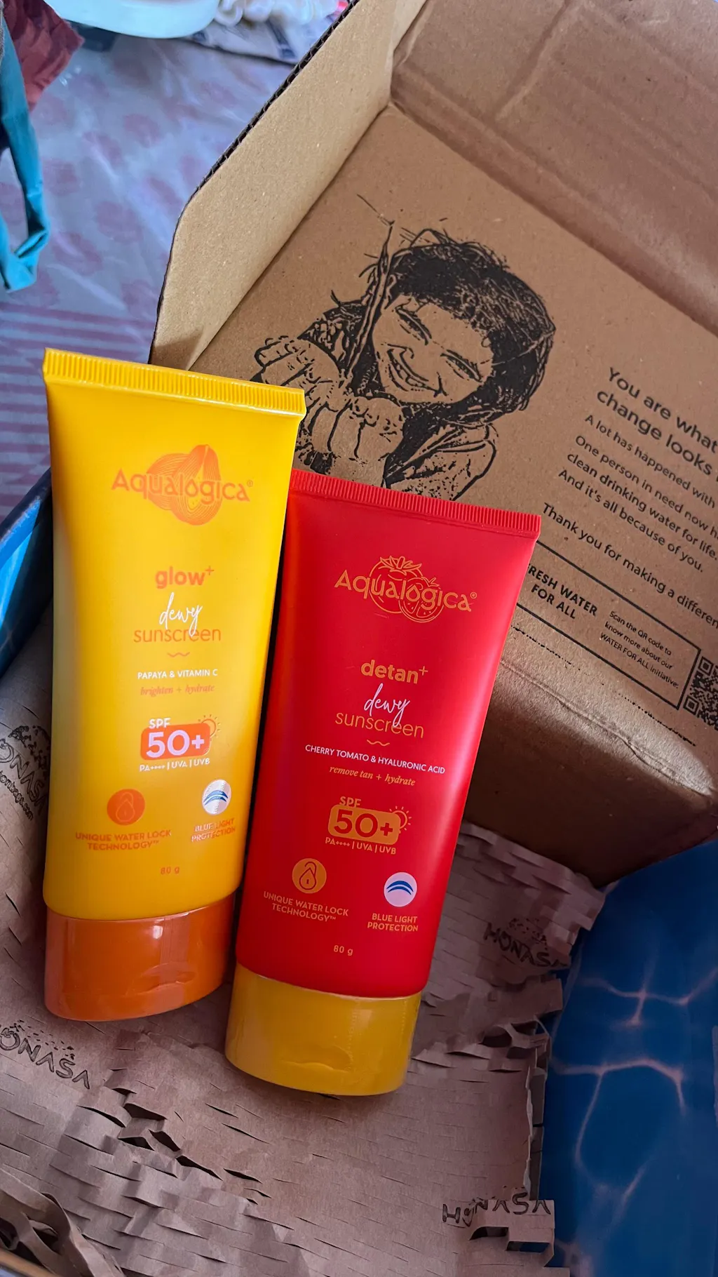 Glowing Sunscreen, Aqualogica Glow+ Dewy Sunscreen 80g