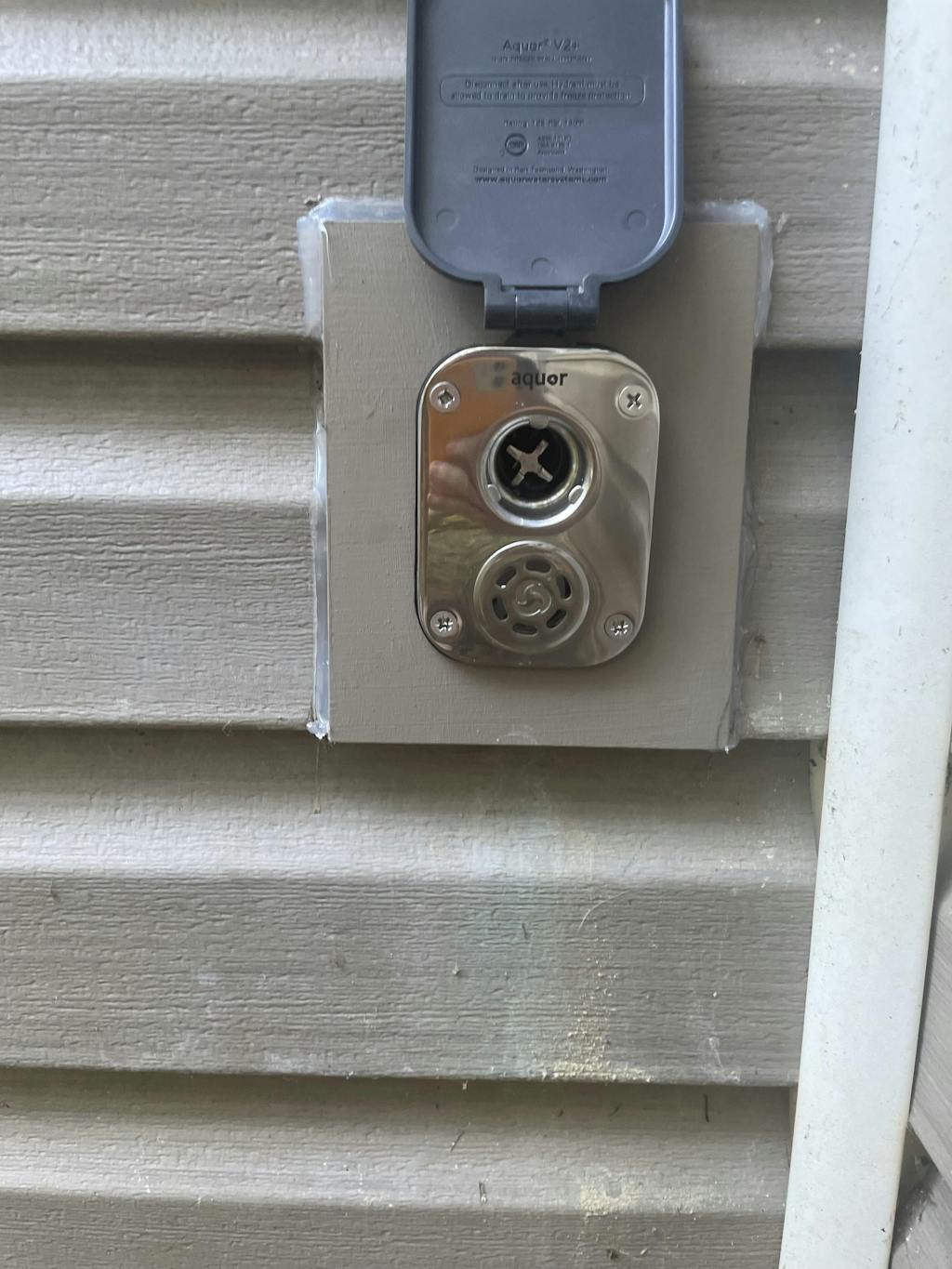 V2+ Teak Mounting Block | Aquor Water Systems