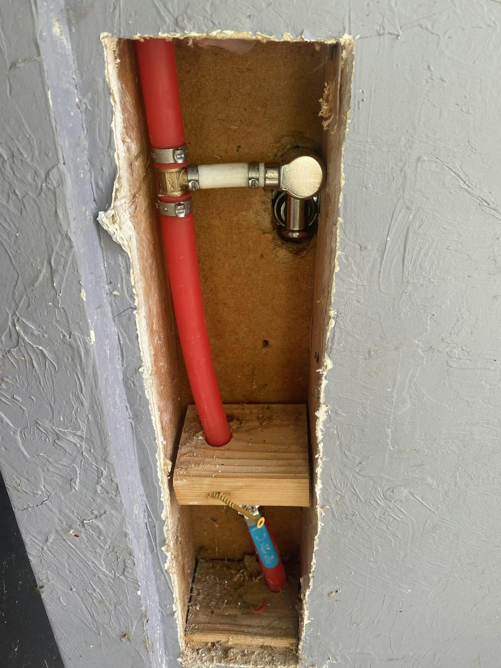 1/2” PEX Crimp 90° Elbow Inlet | Aquor Water Systems