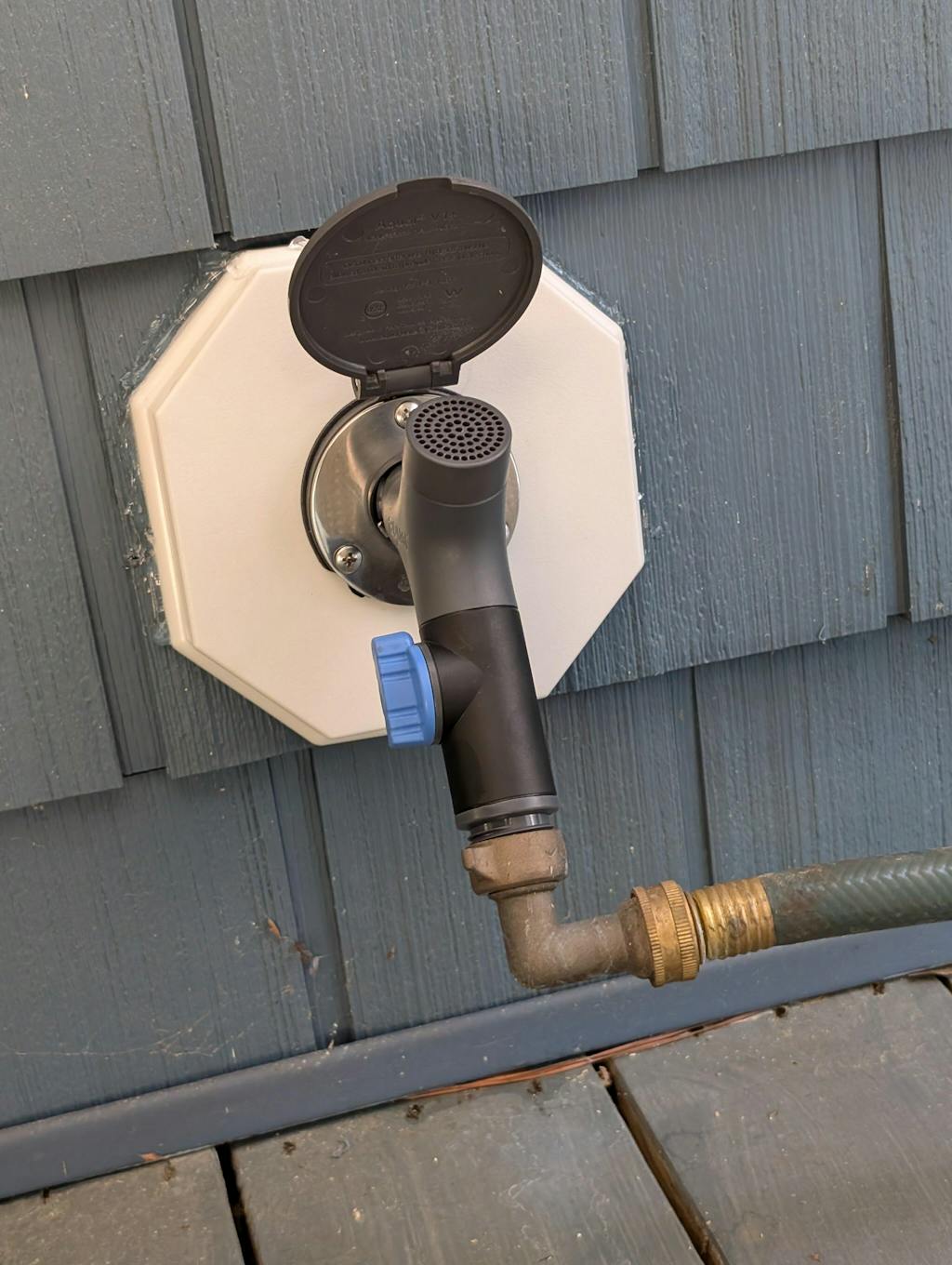 V2+ Slate Gray House Hydrant | Aquor Water Systems