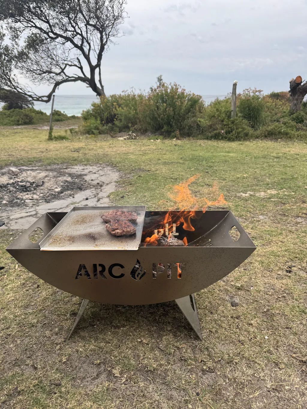 ArcPit XL - Portable Fire Pit