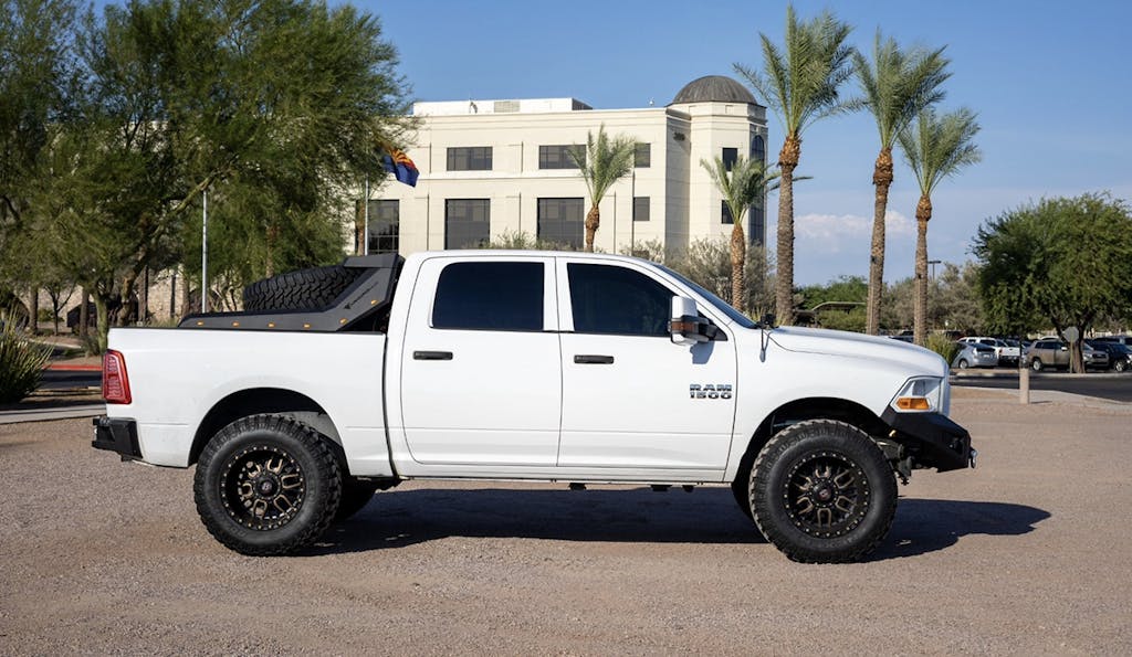 Universal Truck Roll Bar / Chase Rack For Full Size Trucks | Armordillo ...