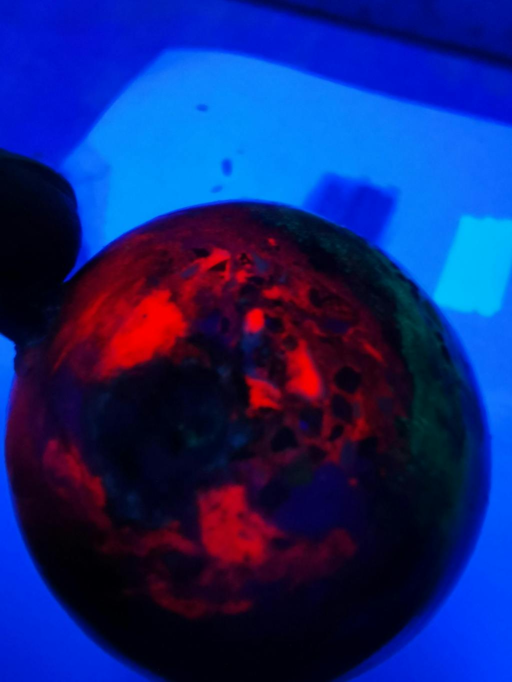 Glow In The Dark Powder - Neutral Red Glow Powder – Art 'N Glow