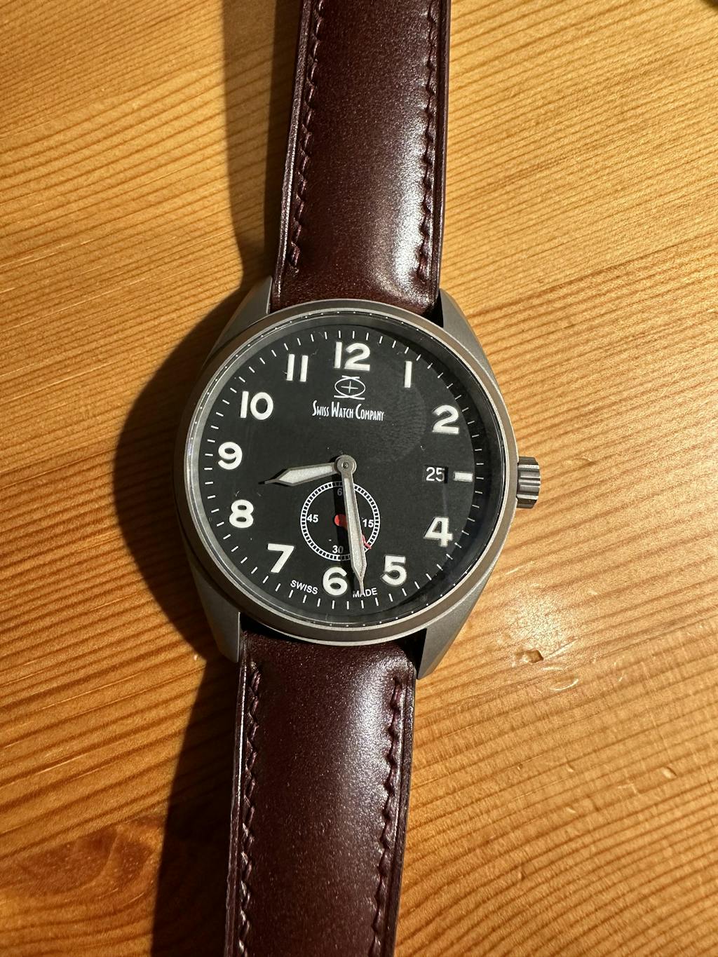 Navy Chèvre Leather Strap