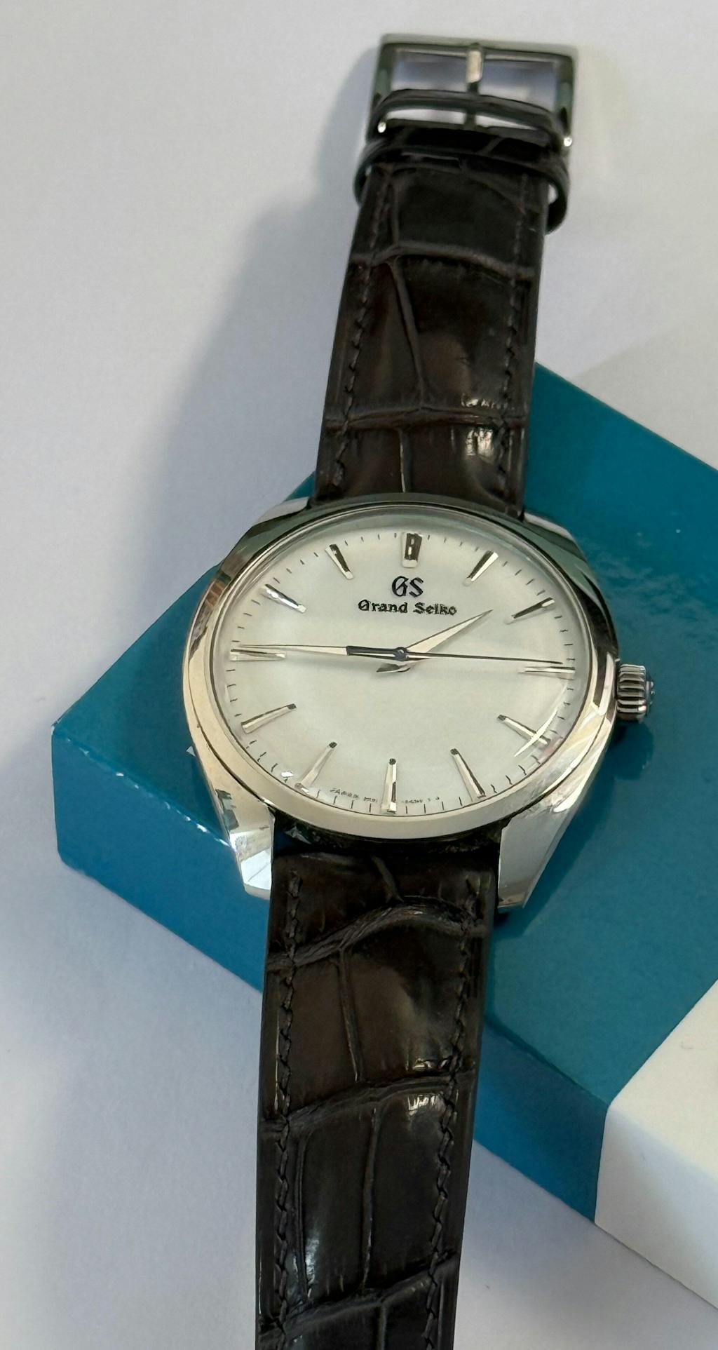 New Ready-to-Wear Straps