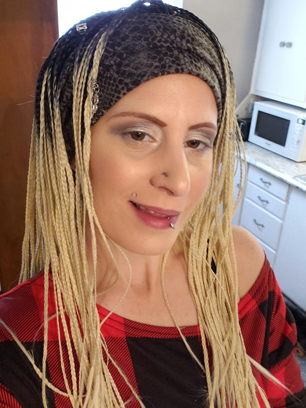 Ashley Lee Cosmetics Picture Perfect Liquid Foundation