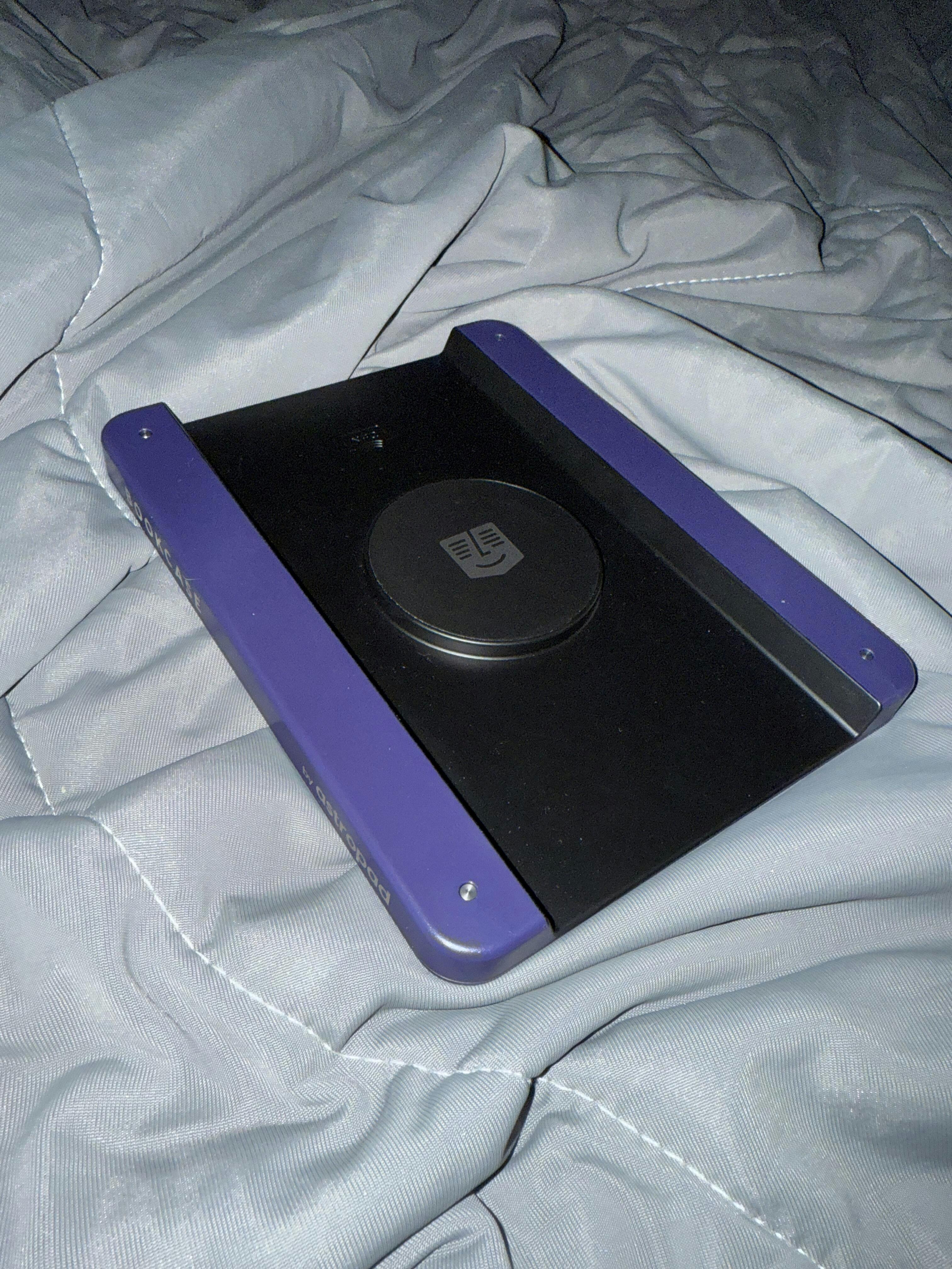 Bookcase - Turn your phone into an e-reader – Astropad