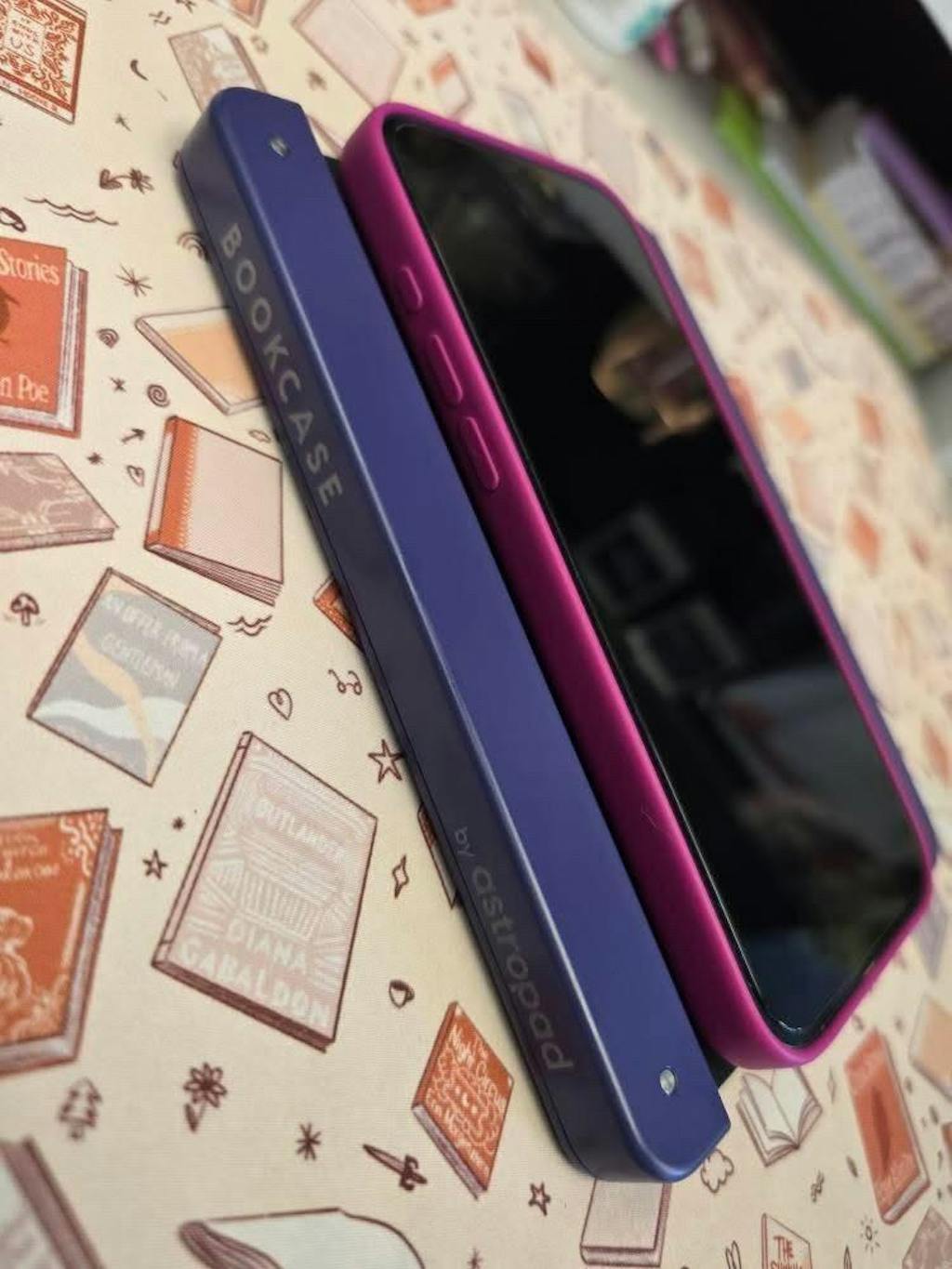 Bookcase - Turn your phone into an e-reader – Astropad