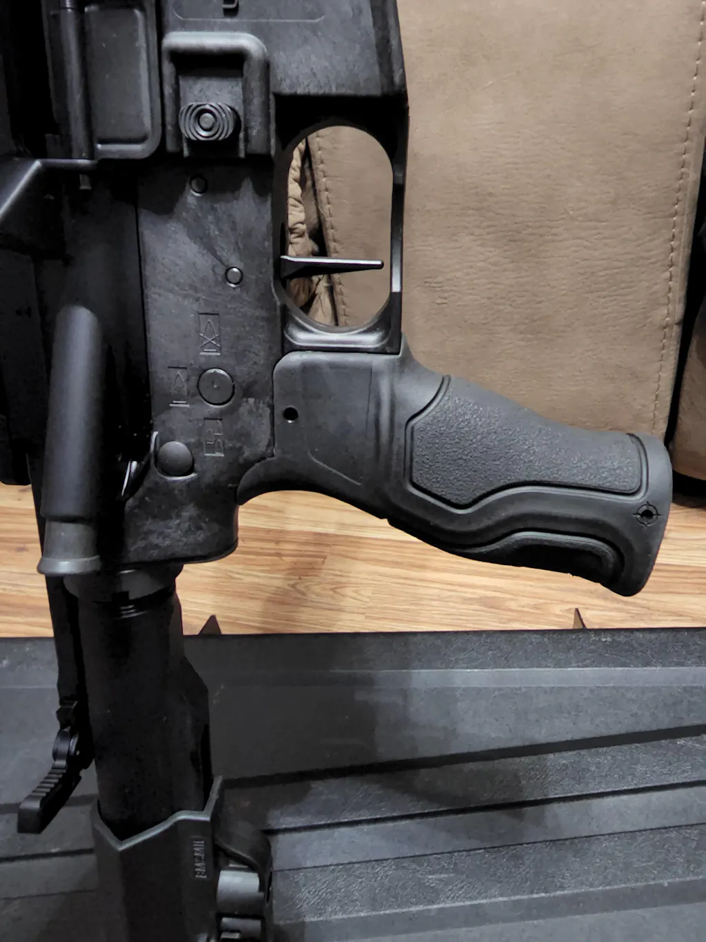 Fab Defense Gradus Pistol Grip with Beavertail for AR15