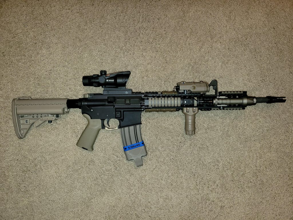 TangoDown Short Vertical Grip - Picatinny - 2 Colors Available