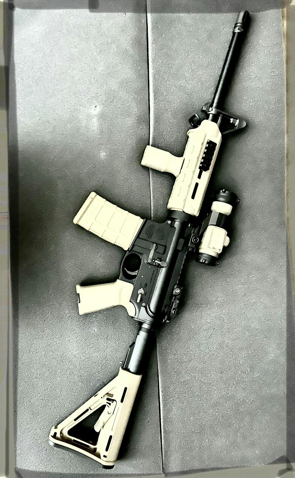 Magpul MOE M-LOK Furniture Kit | AR 15 Parts | AT3 Tactical