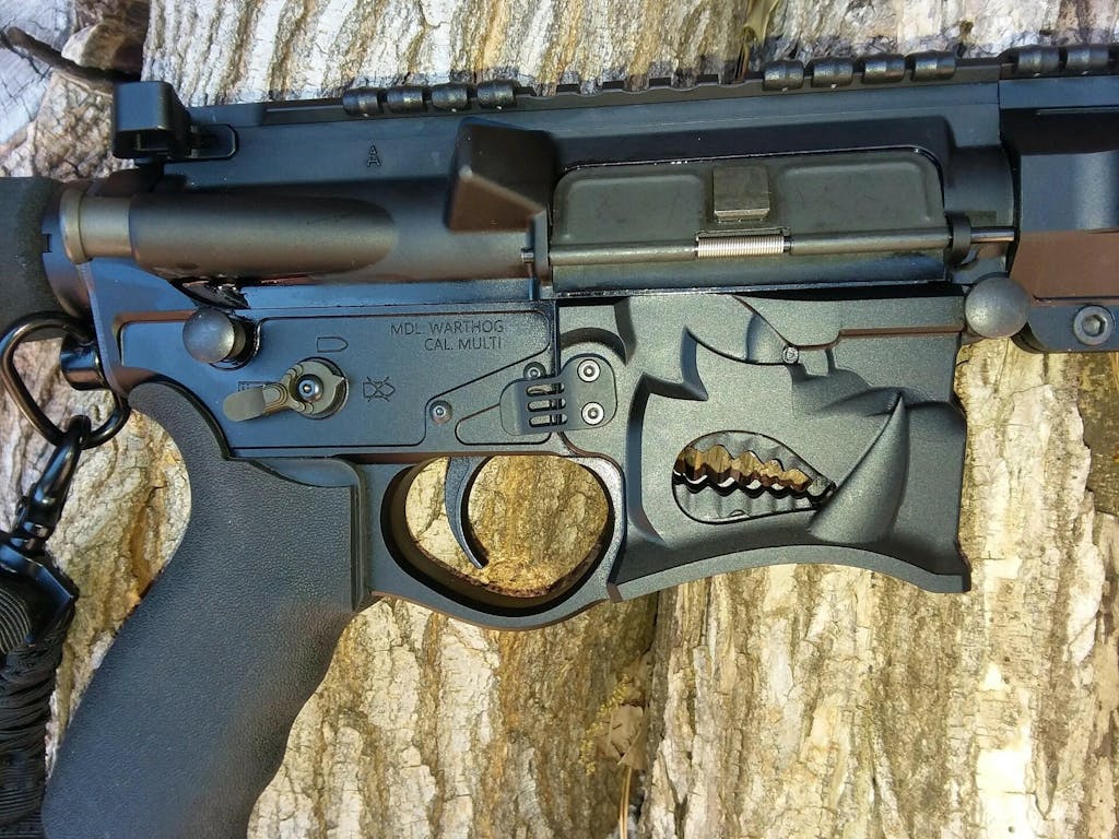 Hogue AR-15 Overmolded Beavertail Pistol Grip with Finger Grooves