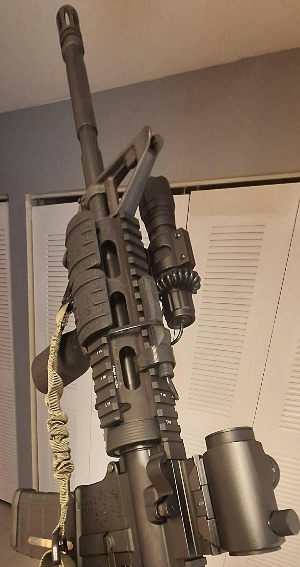 UTG Pro Drop-In AR-15 Quad Rail - 7 Inch - Carbine length