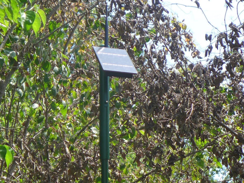 Atlavox S4 Solar Meshtastic™ Node – Atlavox.com