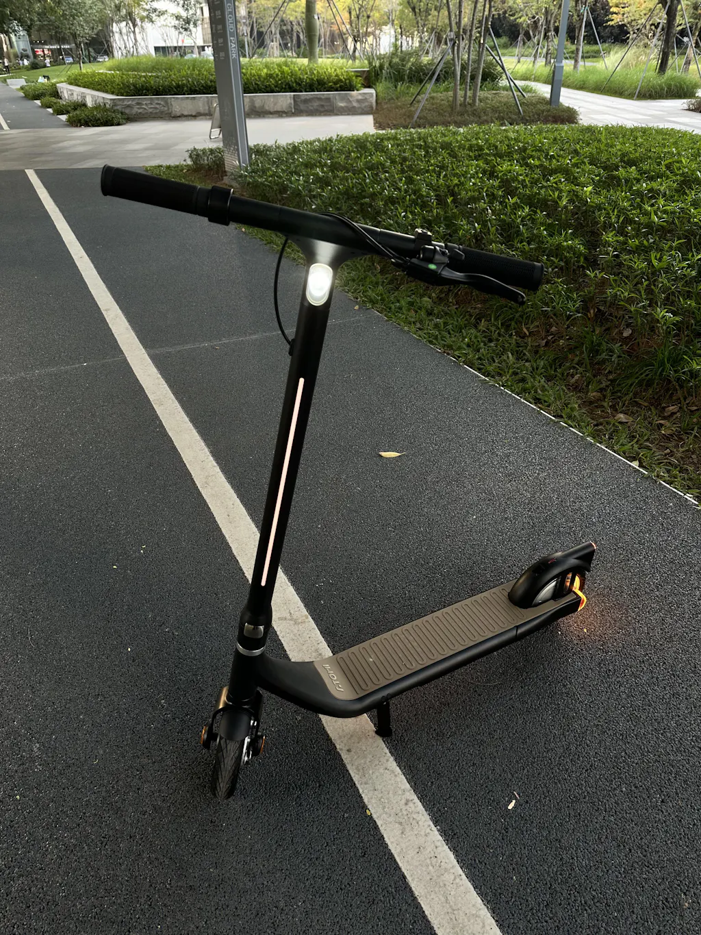Atomi Alpha Electric Scooter – ATOMI Scooters
