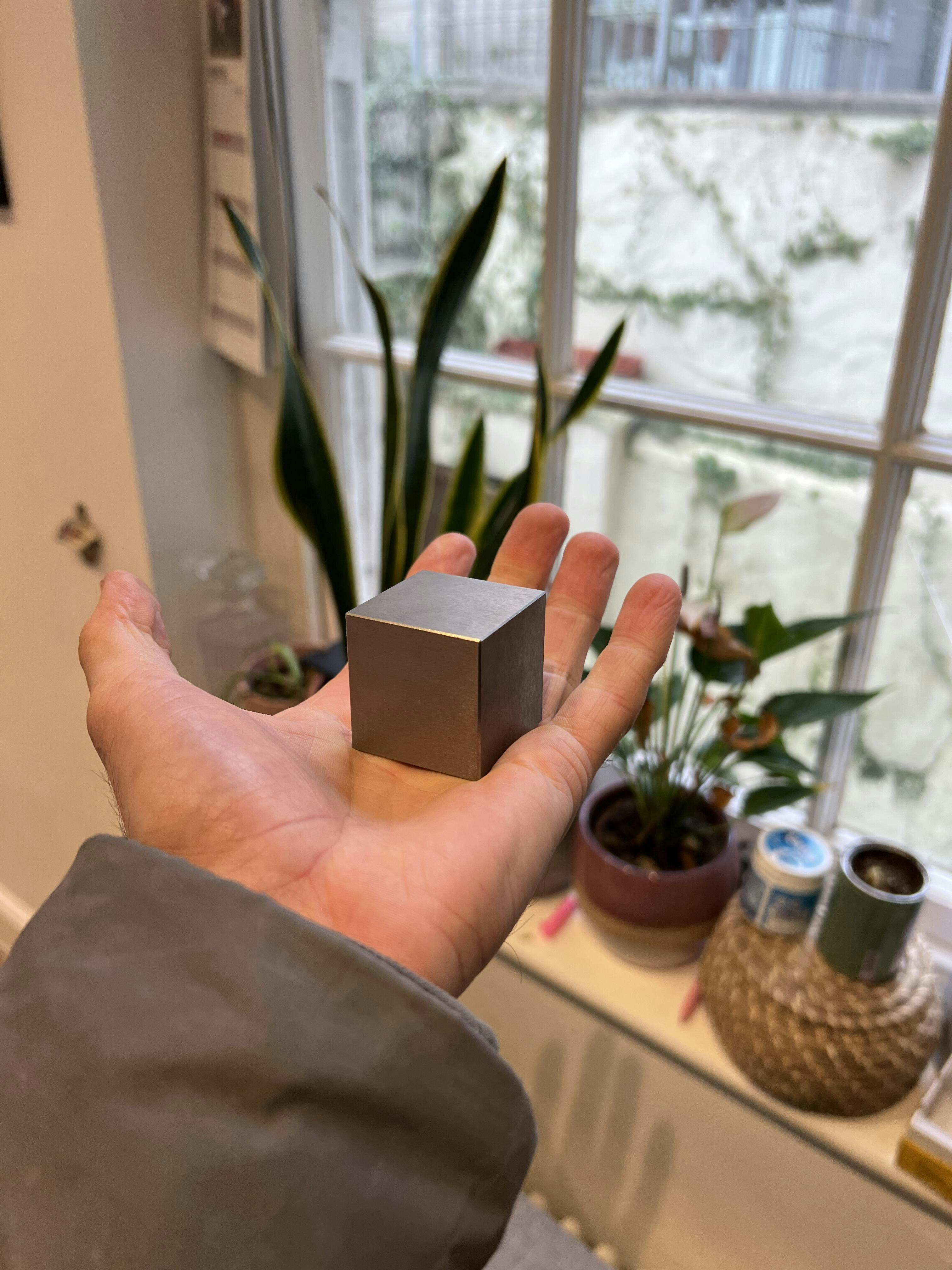 1.5-Inch Tungsten Cube (1kg) – Atomic Cubes