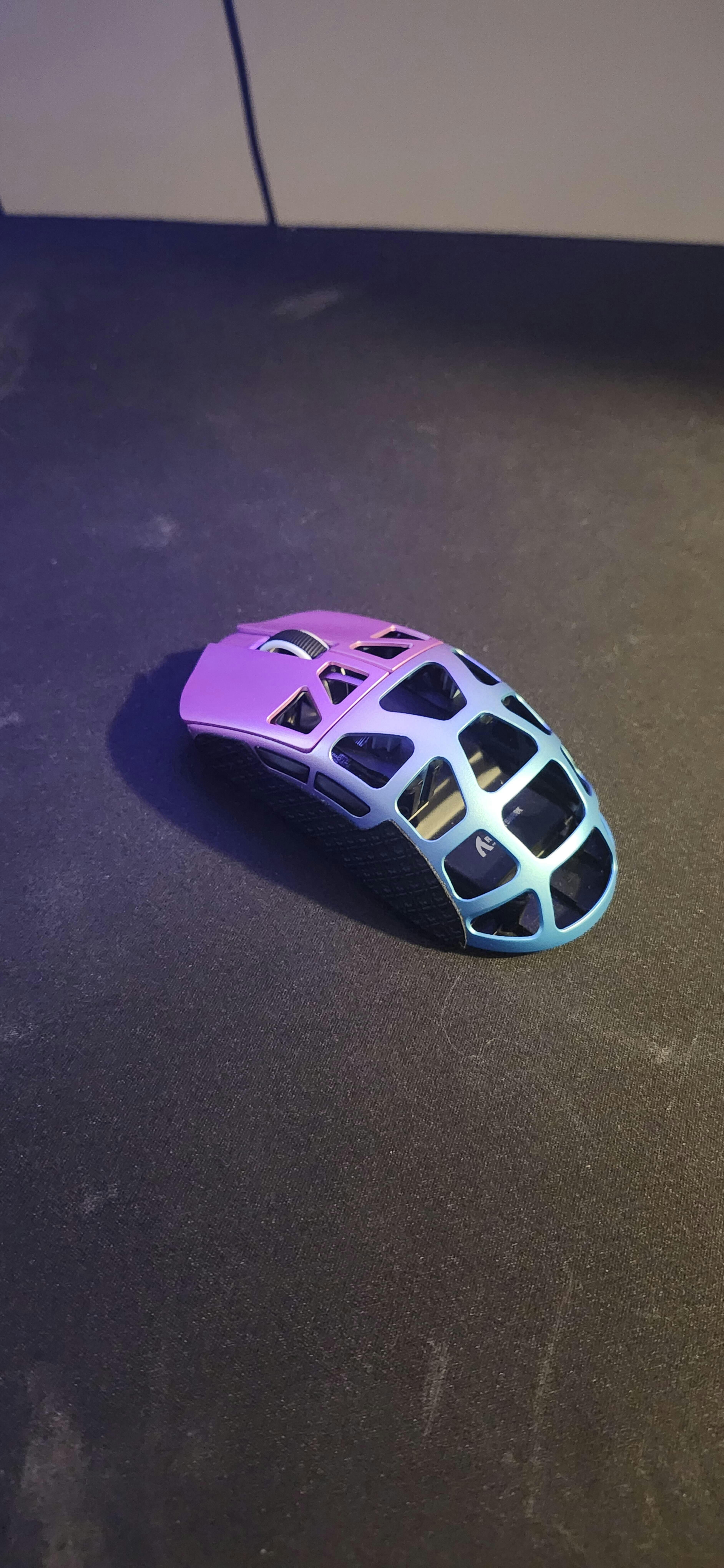 Ultra-Light Gaming Mouse | 8000Hz Polling | Magnesium Frame