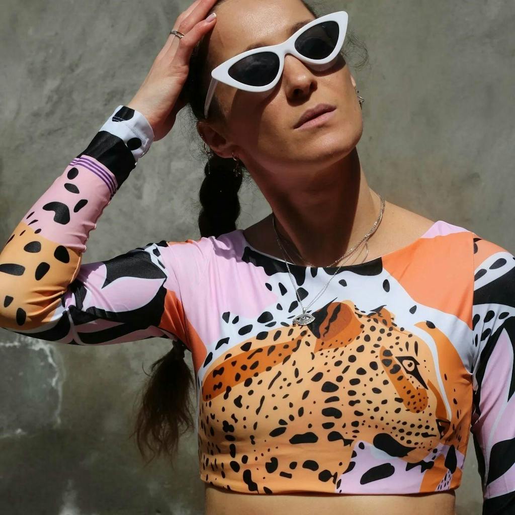 Women's Leopard Cropped Split Two Pieces UPF50+ Rash Guard | Attraco