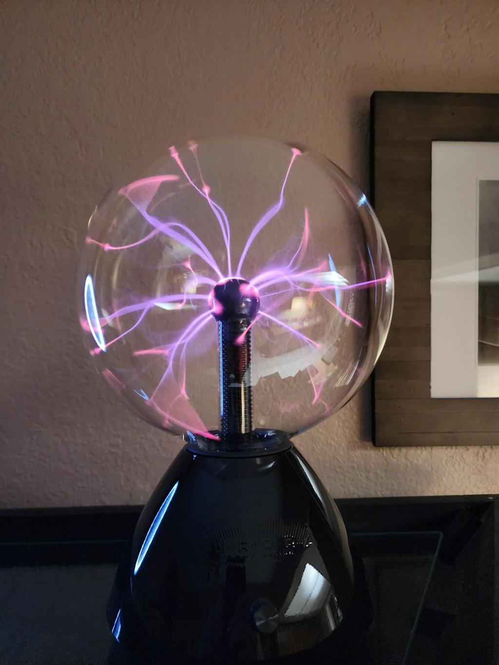 “Tyrian Purple Junior” Plasma Globe – Aurora Plasma Design