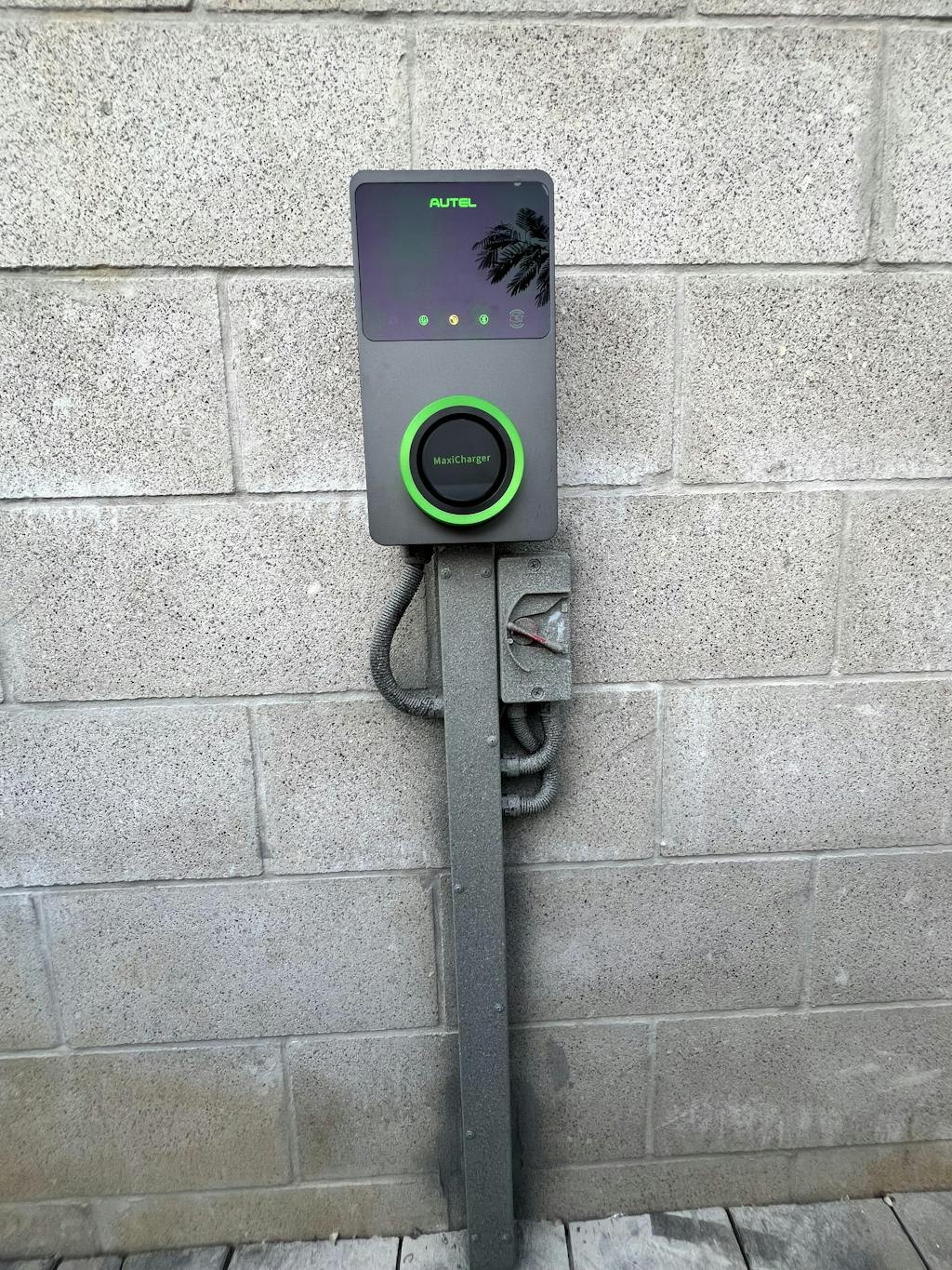 Autel MaxiCharger Elite Level 2 50 Amp 12kW EV Charger with Free Mobile App