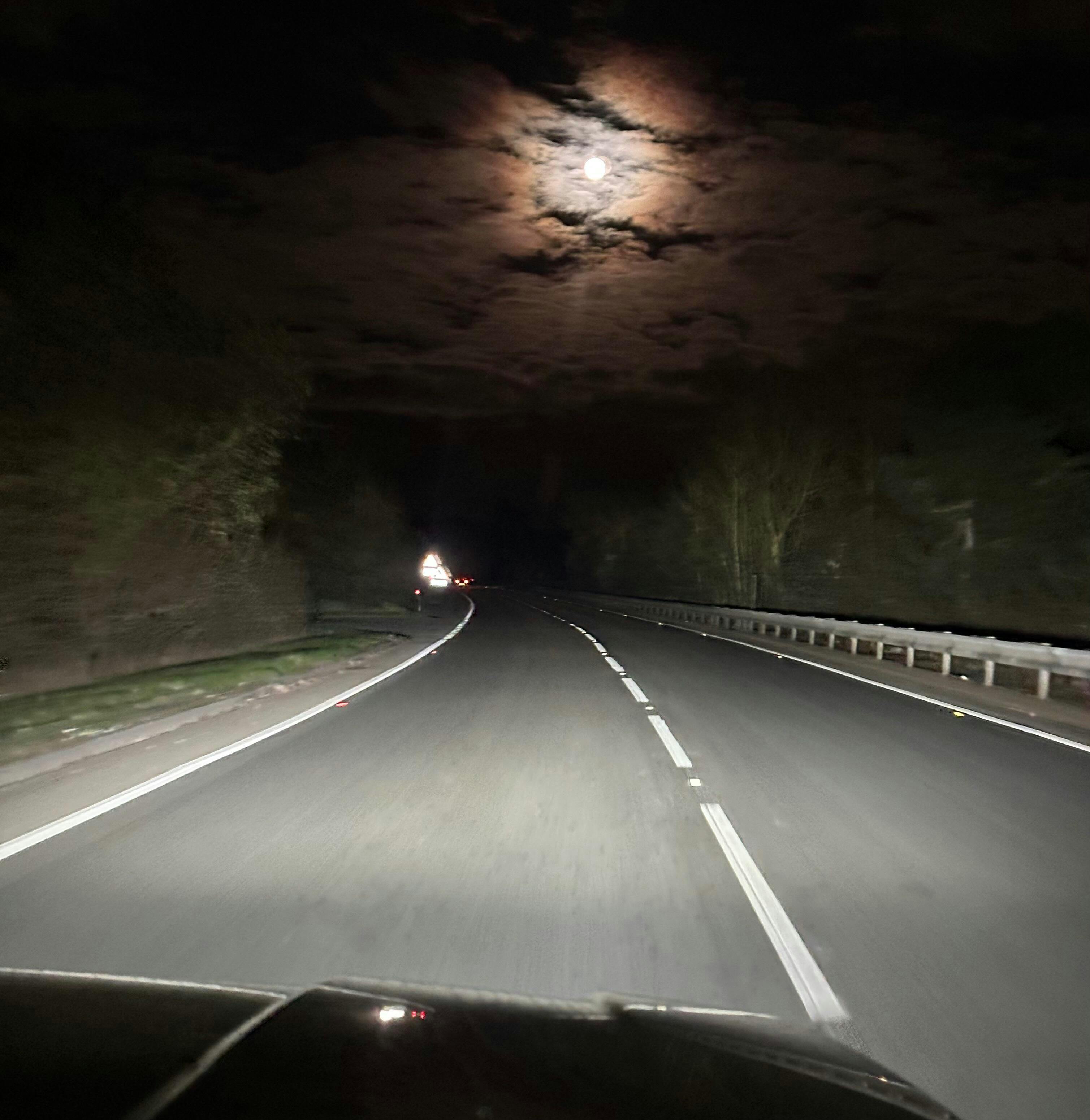 Cutoff Line - Enhancing Headlight Aiming and Driving Safety — AUXITO