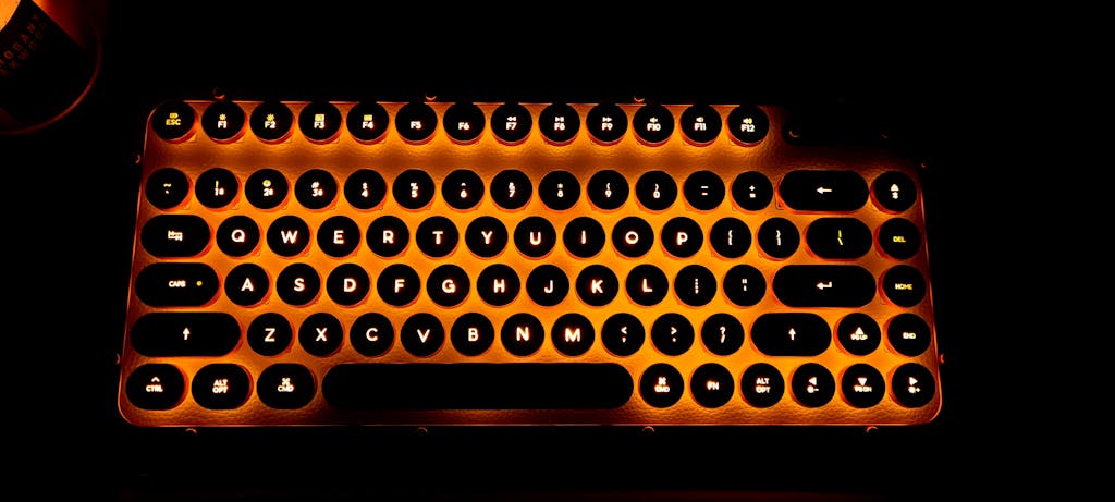 RETRO COMPACT KEYBOARD (RCK) - AZIO Corporation