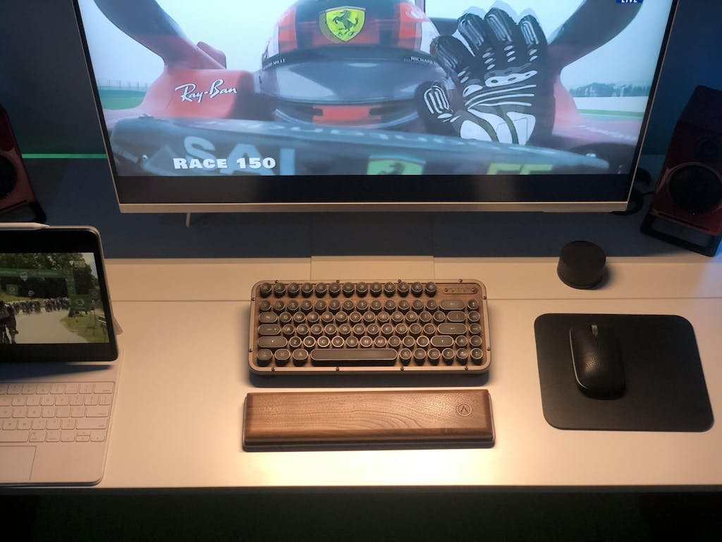 AZIO Retro Compact Keyboard (RCK) - AZIO Corporation