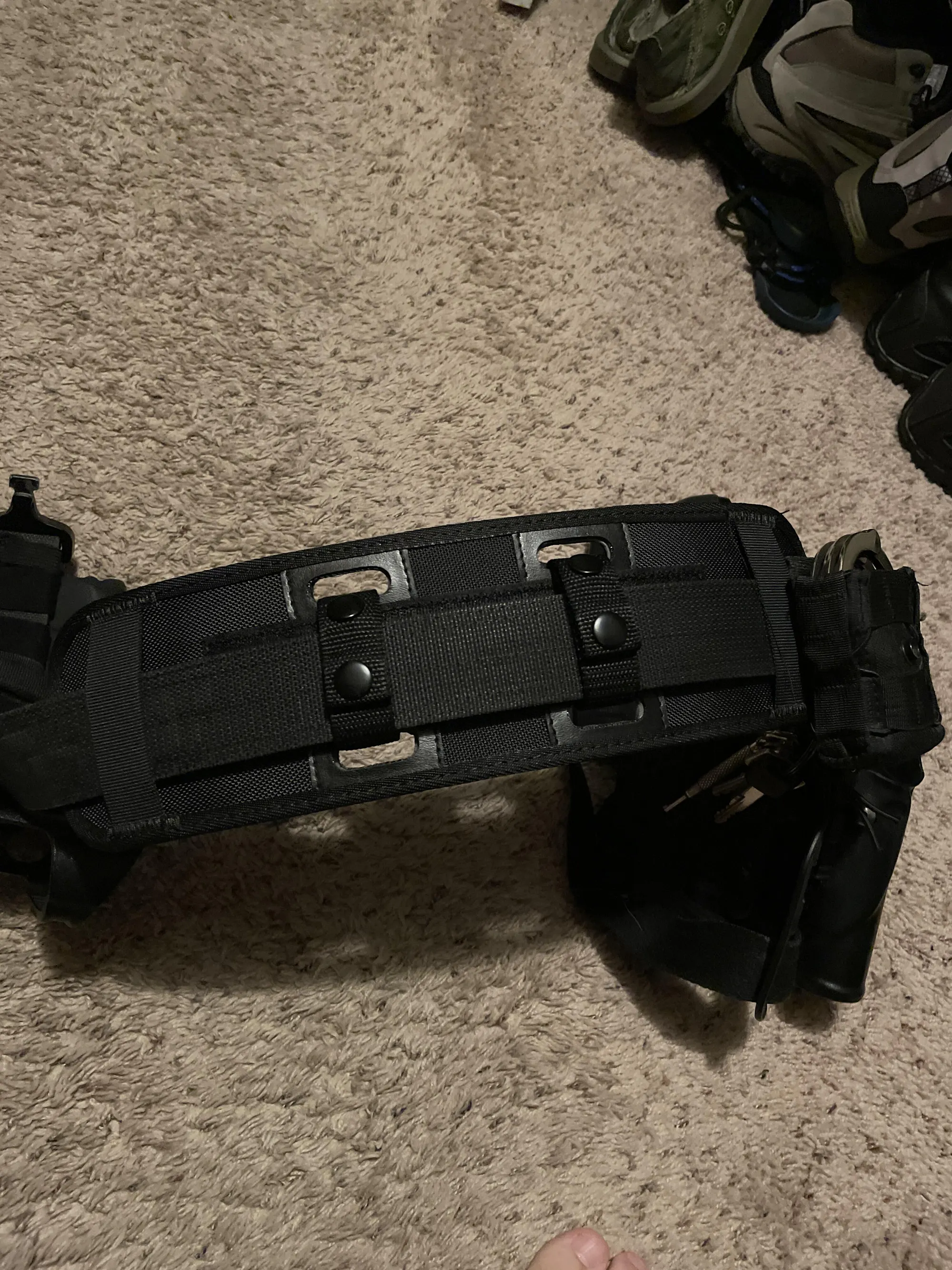 Duty Belt Back Support for Police Officers | BackUpBrace – BackUpBrace.com