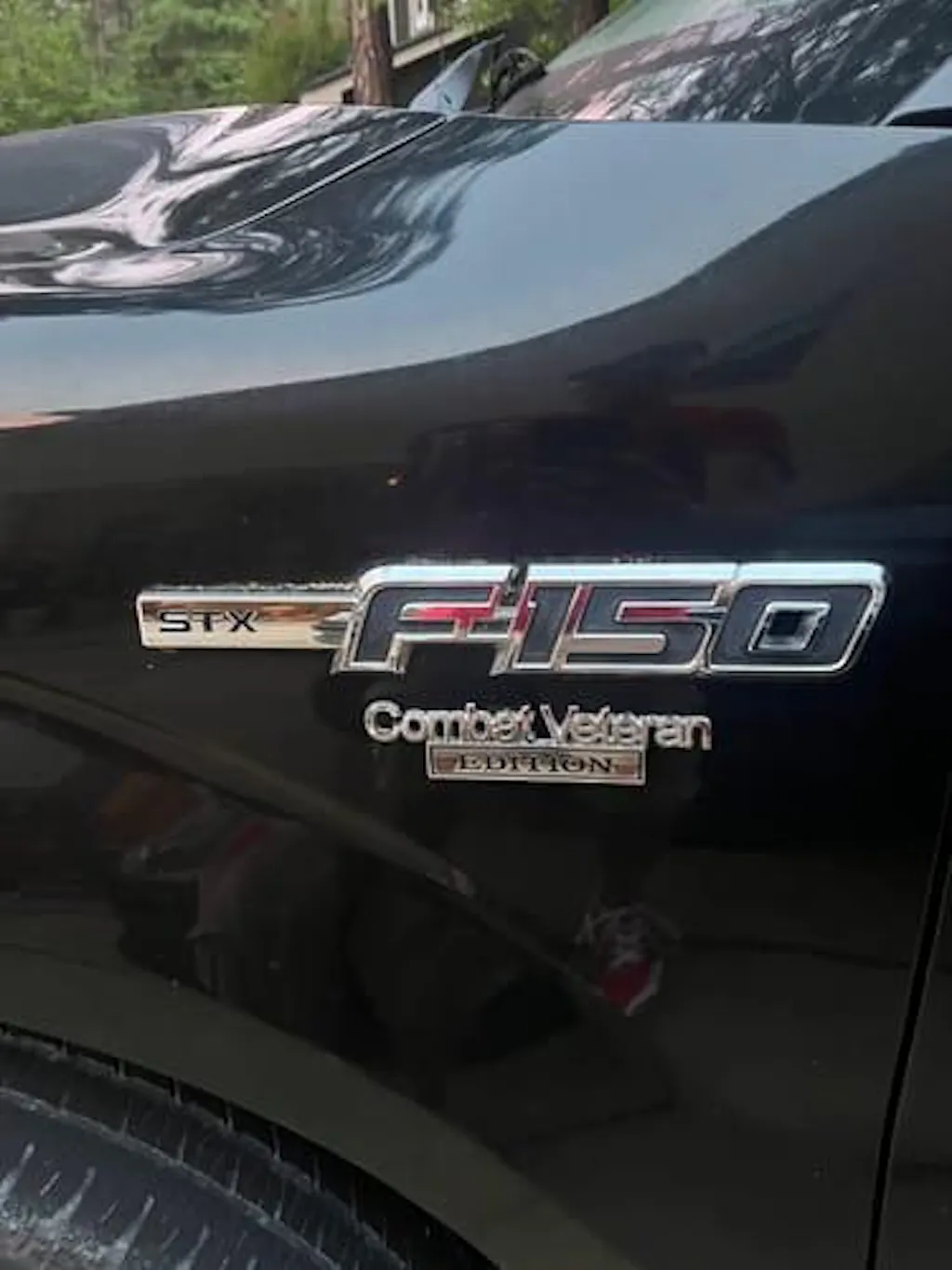 Combat Veteran Edition Metal Emblem Car Badge | Badgeslide