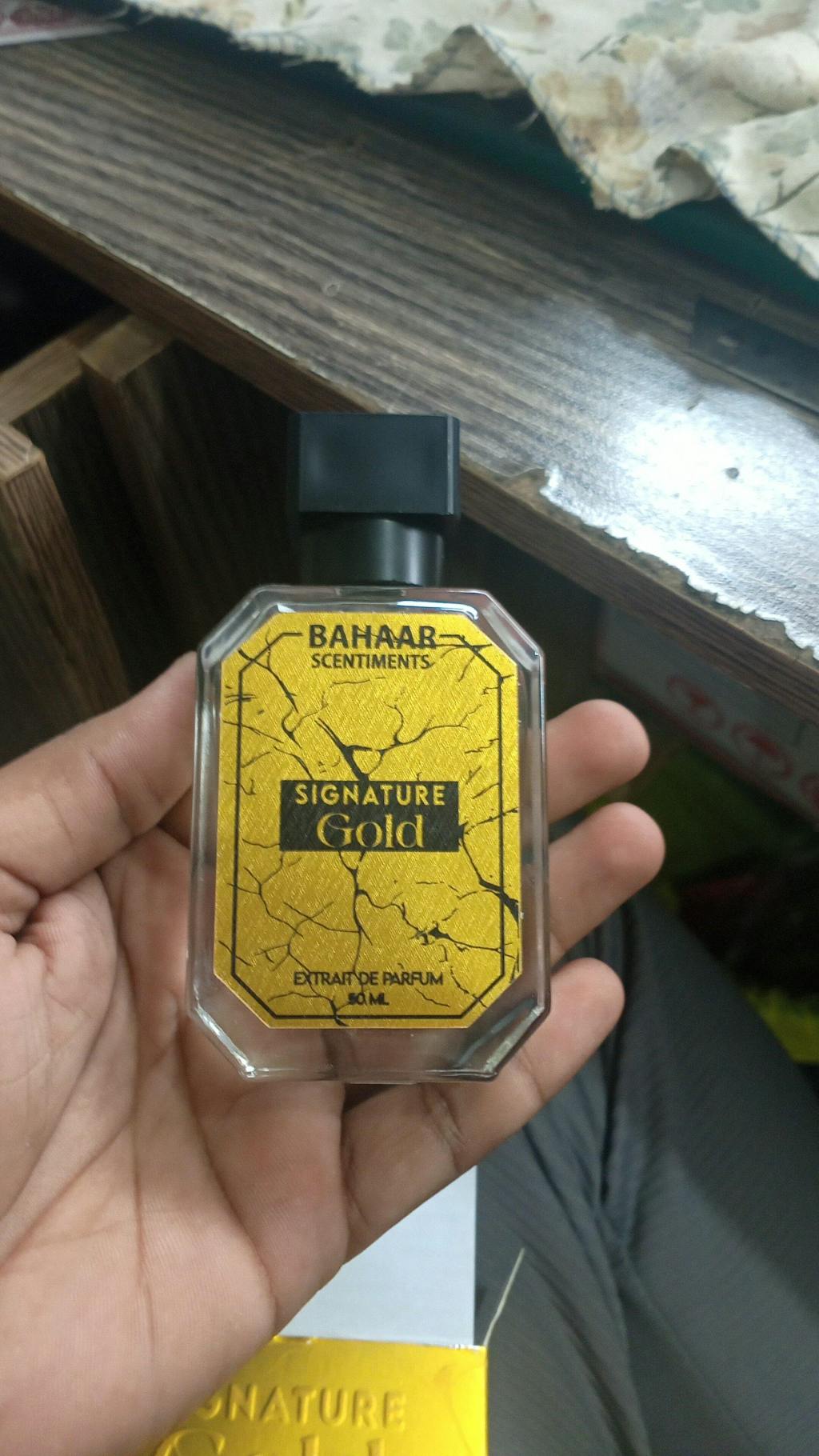 Signature Gold – bahaarscentiments