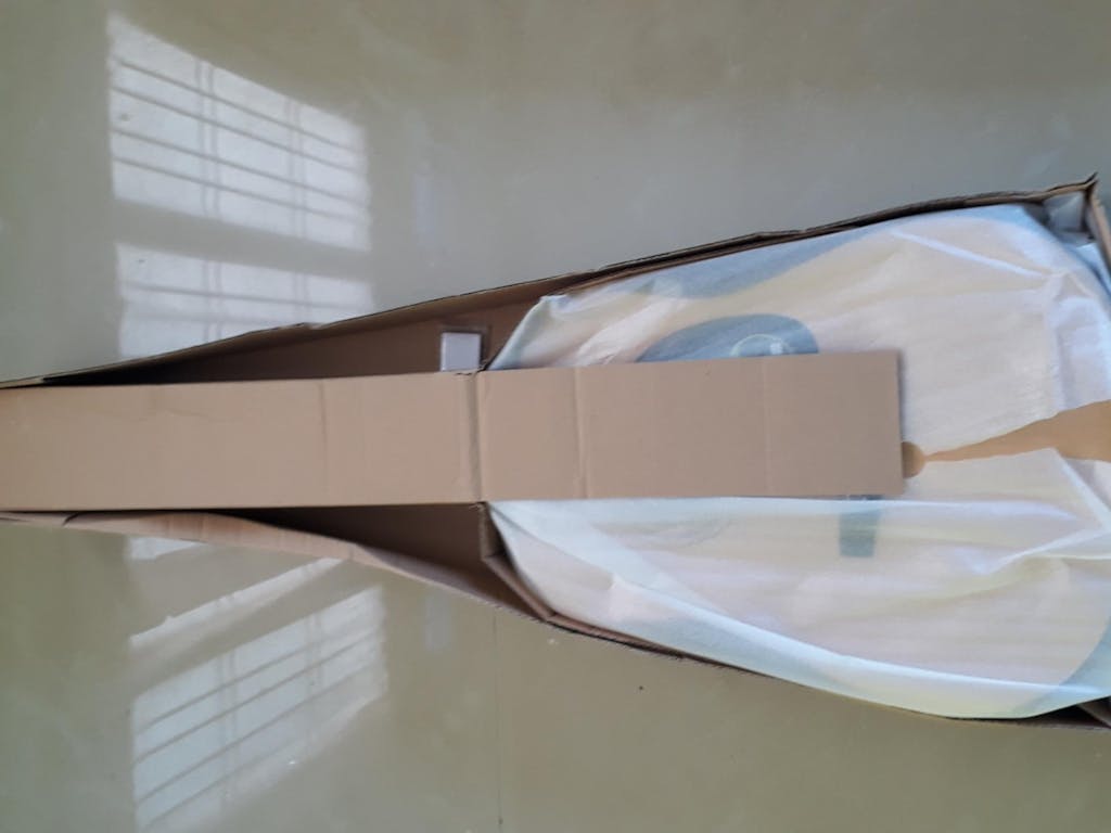 Buy Cort AD810E Dreadnought Electro Acoustic Guitar Online | Bajaao ...