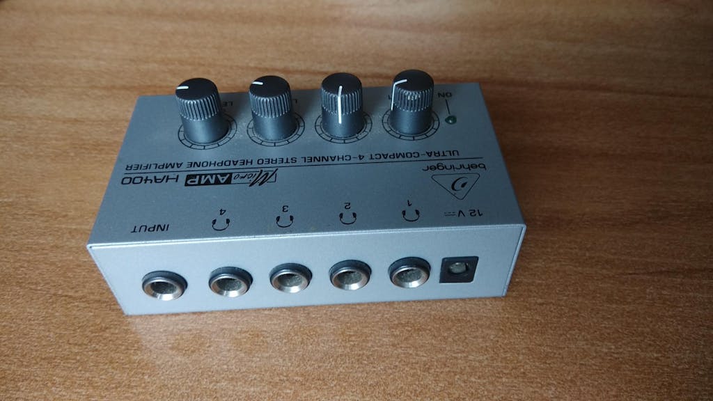 Buy Behringer HA400 4-Channel Headphone Amplifier Online | Bajaao ...