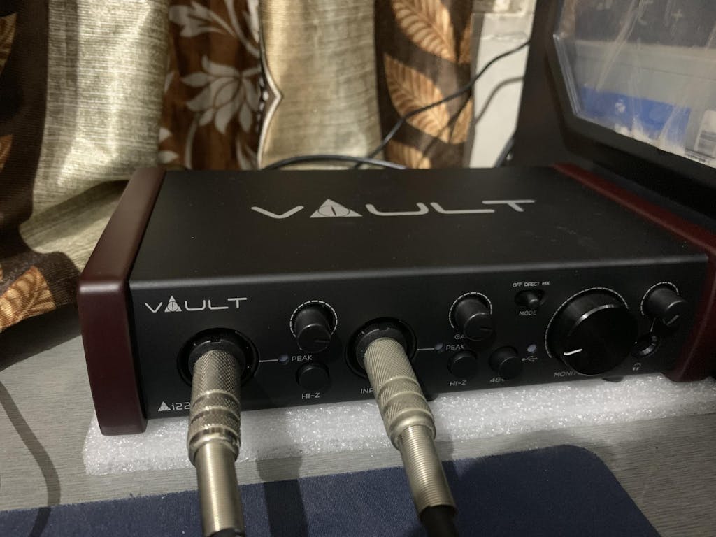 Vault Ai22HD 2x2 USB Audio Interface with 192kHz Recording and Bitwig ...