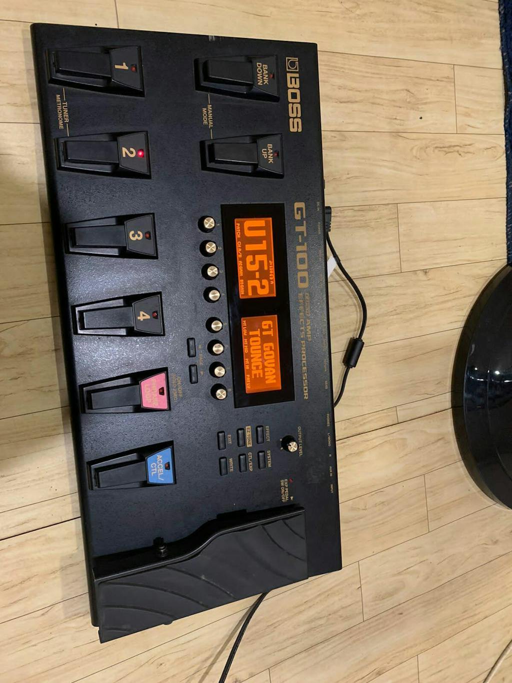 Buy Boss GT 100 Guitar Multi-effect Processor Online in India | Bajaao ...