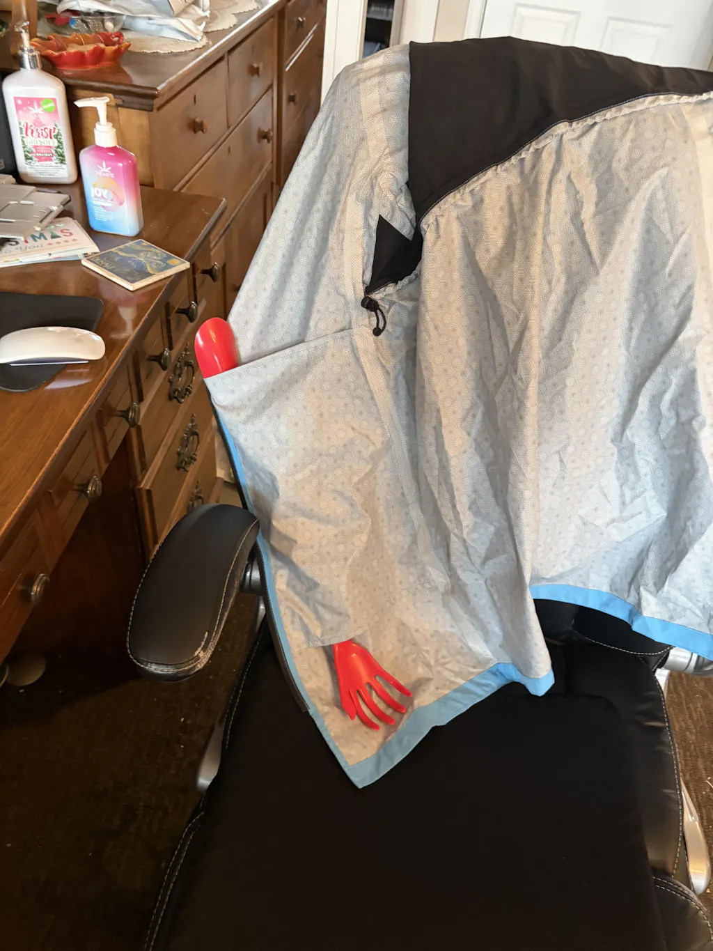 What Is Fleece-Lined? Why Is It Used in Sportswear? – Baleaf Sports