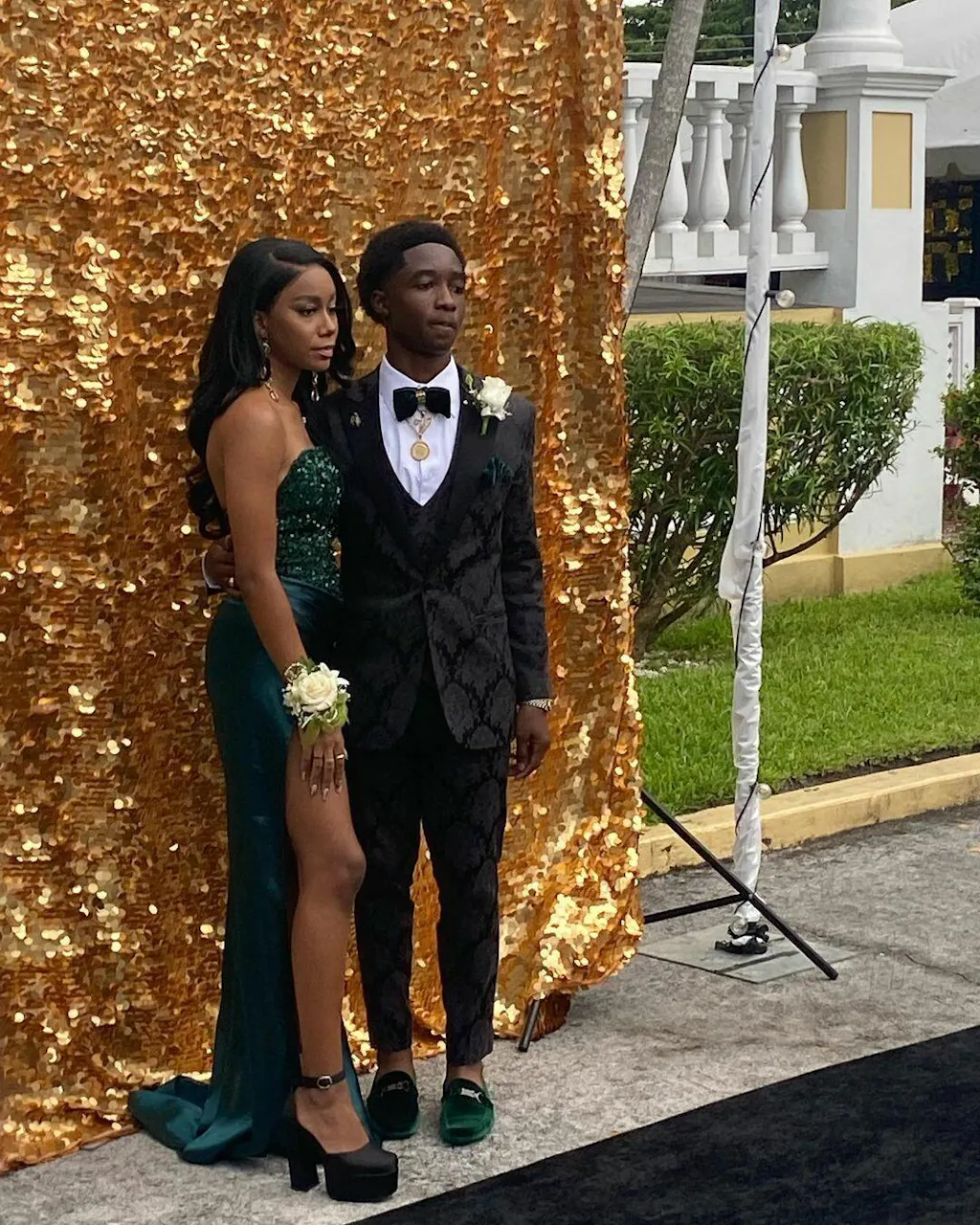 Glamorous Black Jacquard Three-Piece Slim Fit Men's Prom Suits – Ballbella