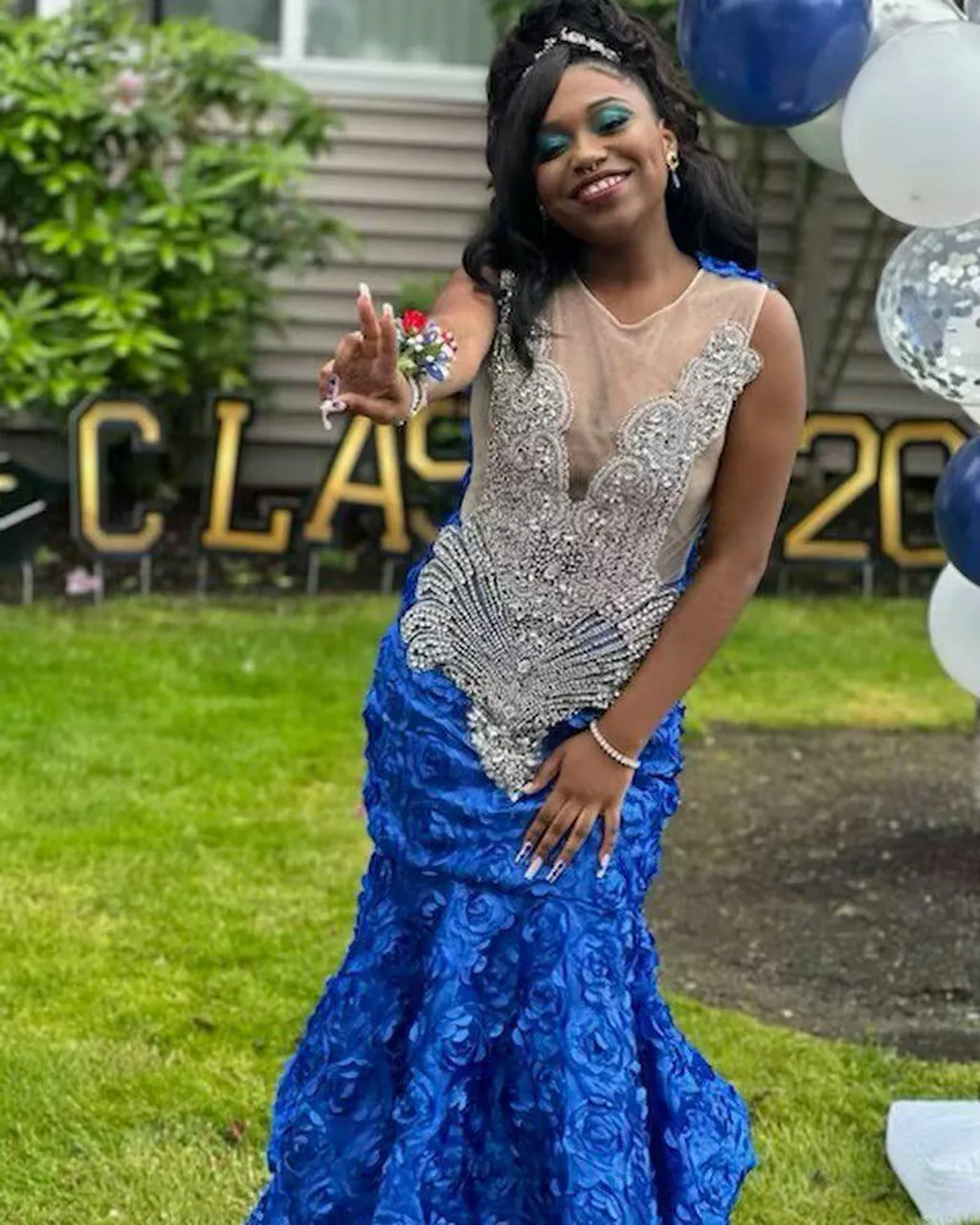 Mermaid Jewel Lace Sequined Applique Sleeveless Floor-length Prom Dres ...