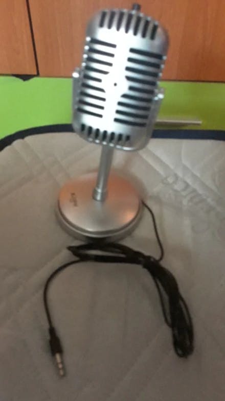 Retro Desktop Microphone