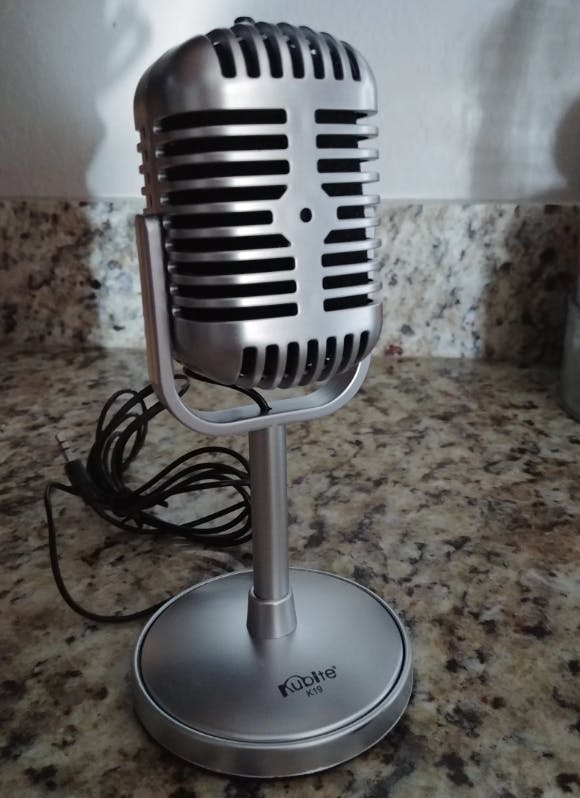 Retro Desktop Microphone