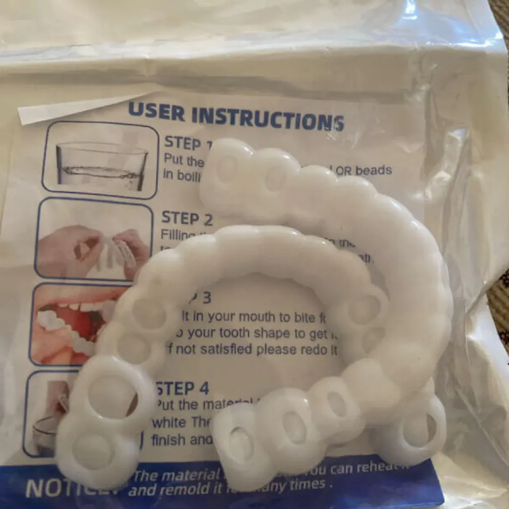 Instant Perfect Smile Upper & Lower Clip/Snap On Veneers for Perfect ...