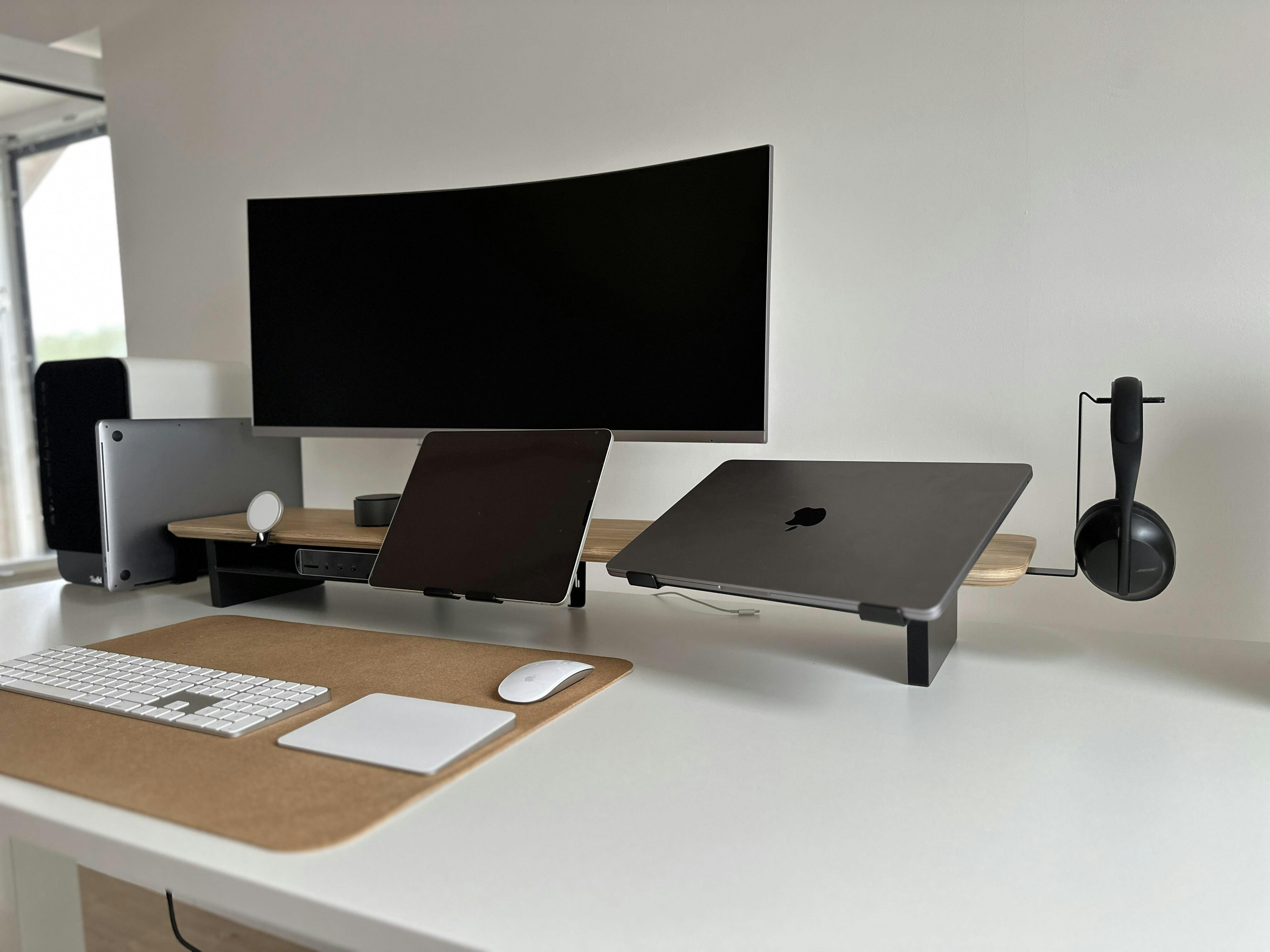 Laptop Riser – Functionality for your Desk Setup | BALOLO