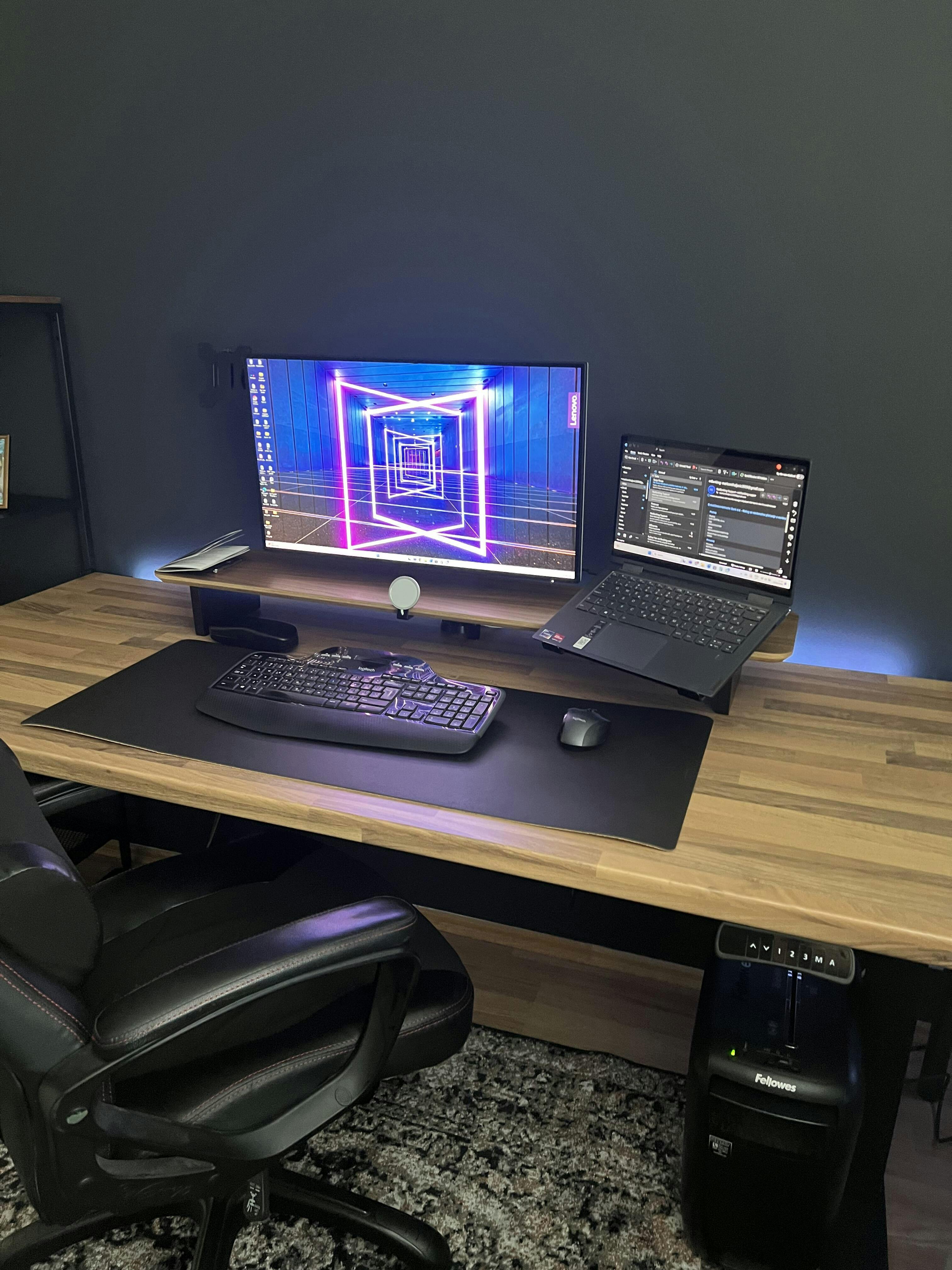 Laptop Riser – Functionality for your Desk Setup | BALOLO