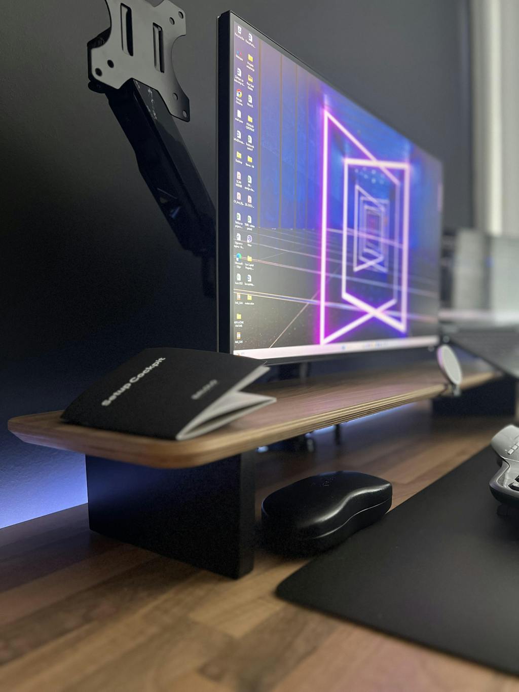 Laptop Riser – Functionality for your Desk Setup | BALOLO